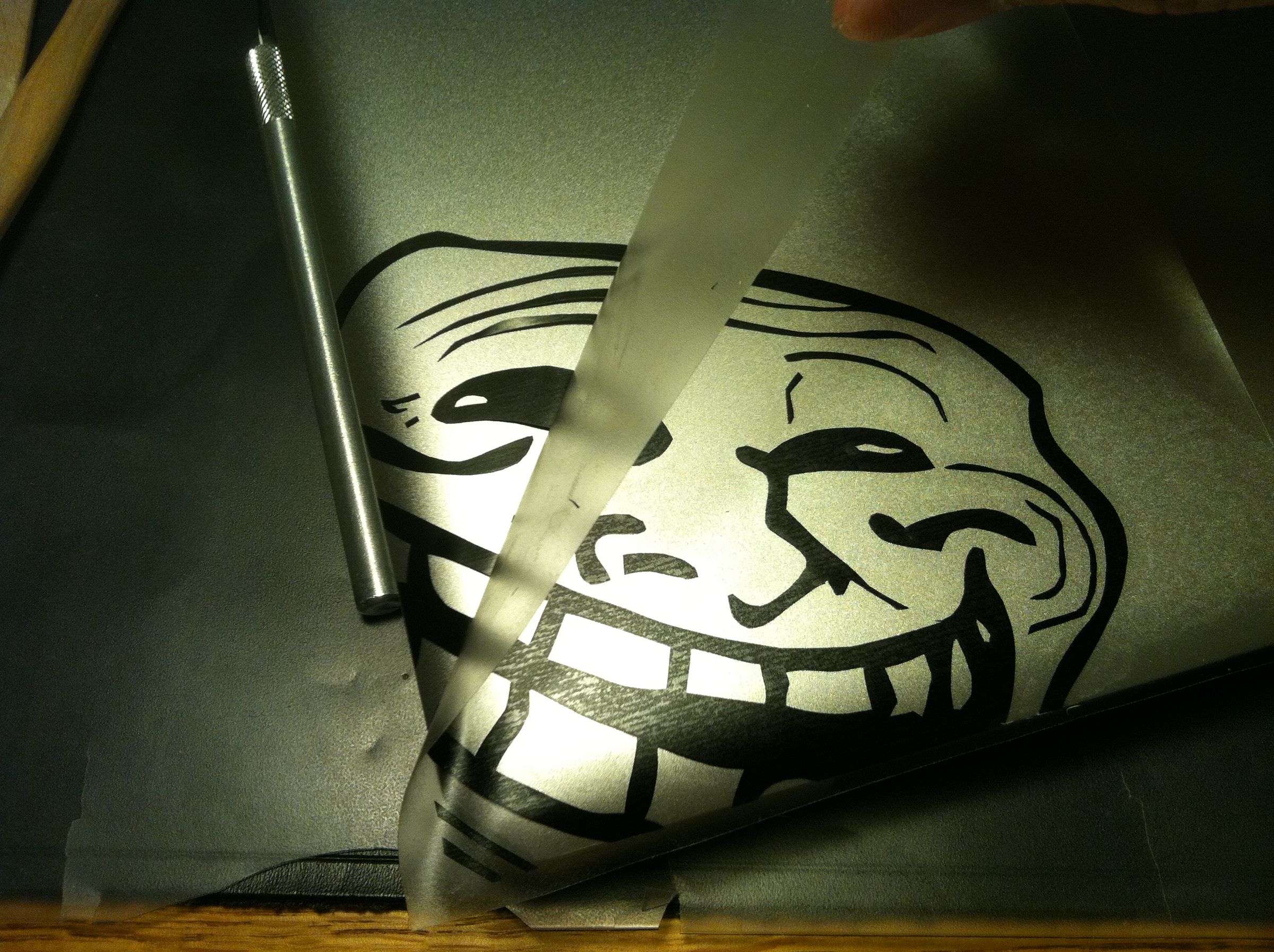 Stencil-Like Vinyl Transfer for Laptops : 8 Steps (with Pictures ...