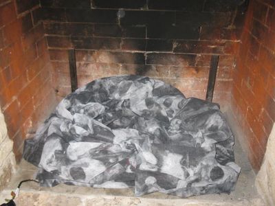 Halloween Skeleton Fireplace : 5 Steps (with Pictures) - Instructables