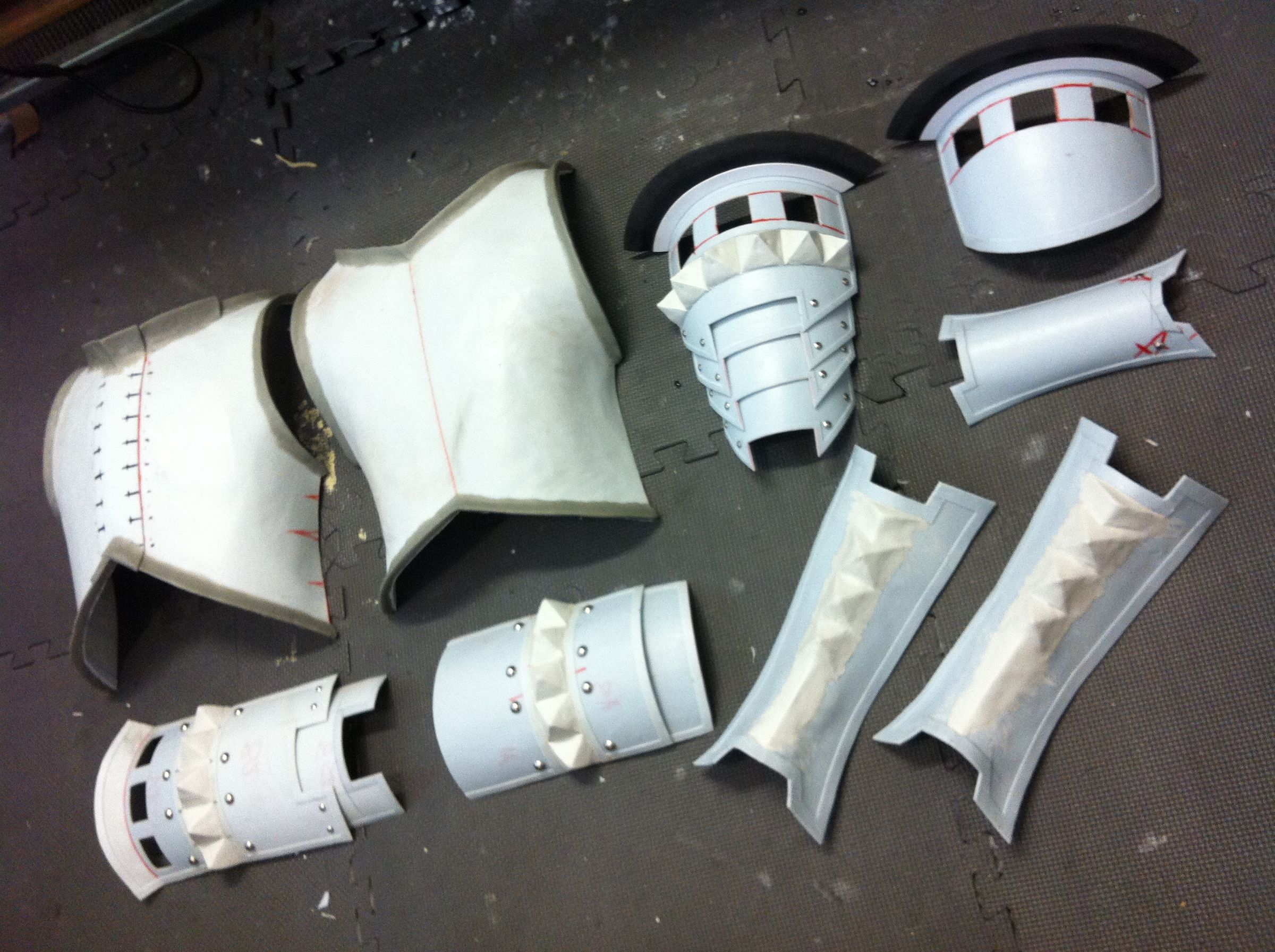 Creating Costume Armor With Wonderflex : 19 Steps (with Pictures ...