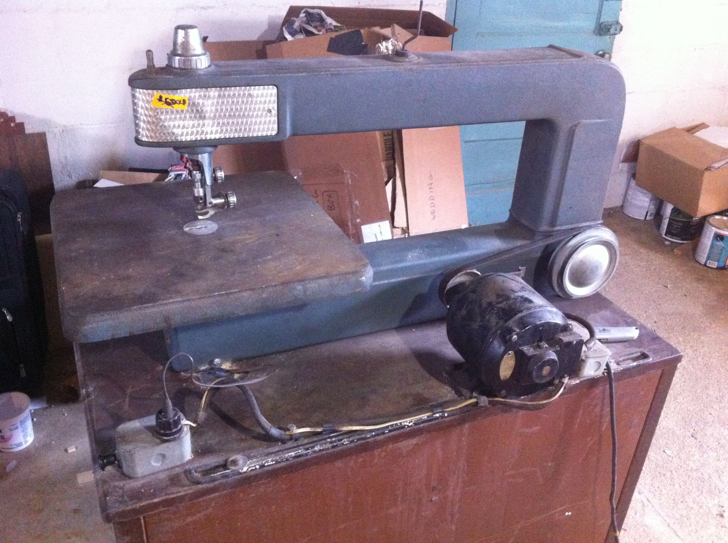 Retrofit an Antique Scroll Saw to Use Modern Blades : 7 Steps (with ...