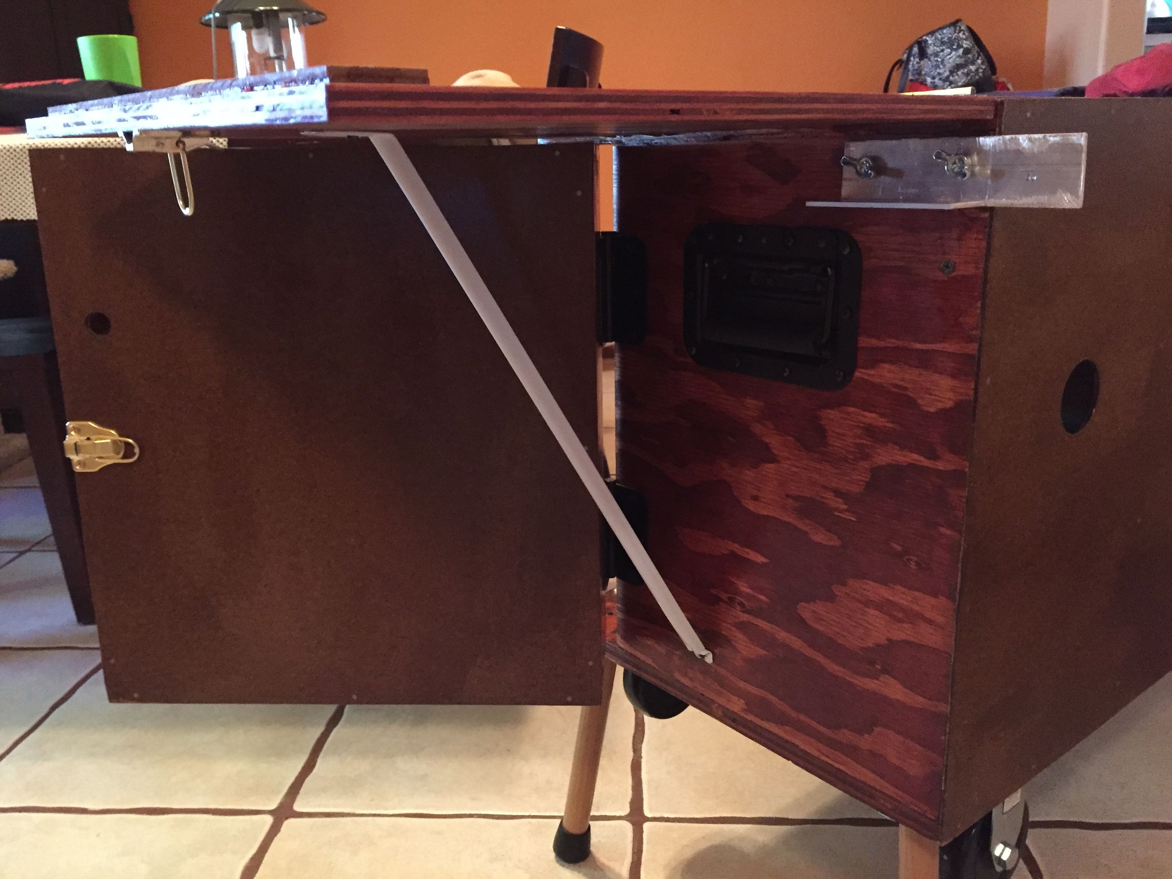 CAMP STORAGE / COOKING STATION : 7 Steps (with Pictures) - Instructables