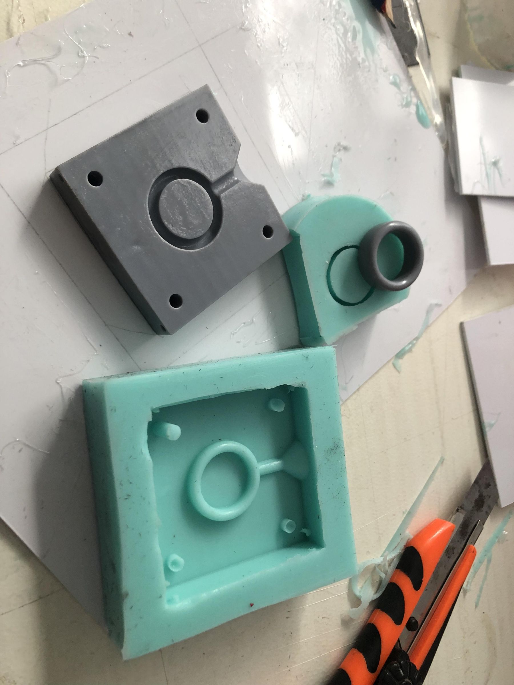 DIY Injection Molding : 9 Steps (with Pictures) - Instructables