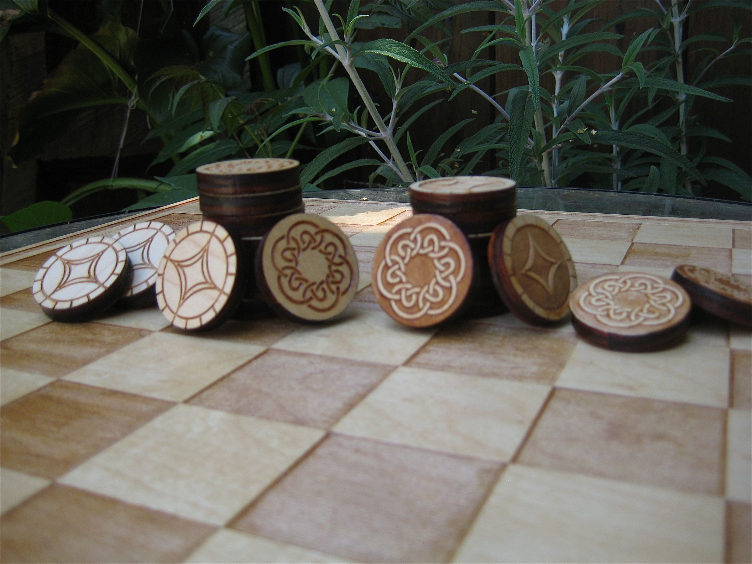 Laser Cut Two-Sided Checkers : 4 Steps (with Pictures) - Instructables
