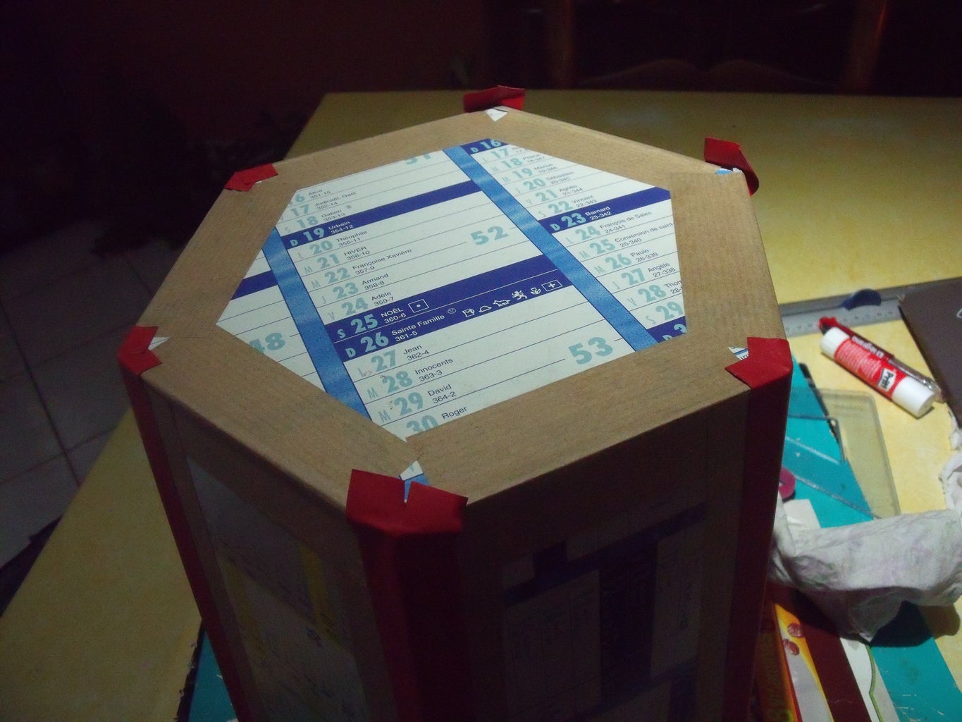 How To Make A Dustbin In Cardboard 7 Steps Instructables