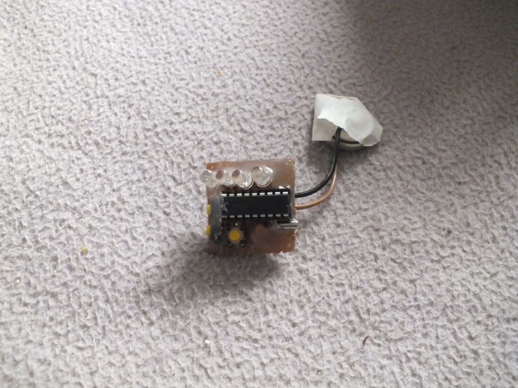 Smallest Binary Clock : 3 Steps - Instructables