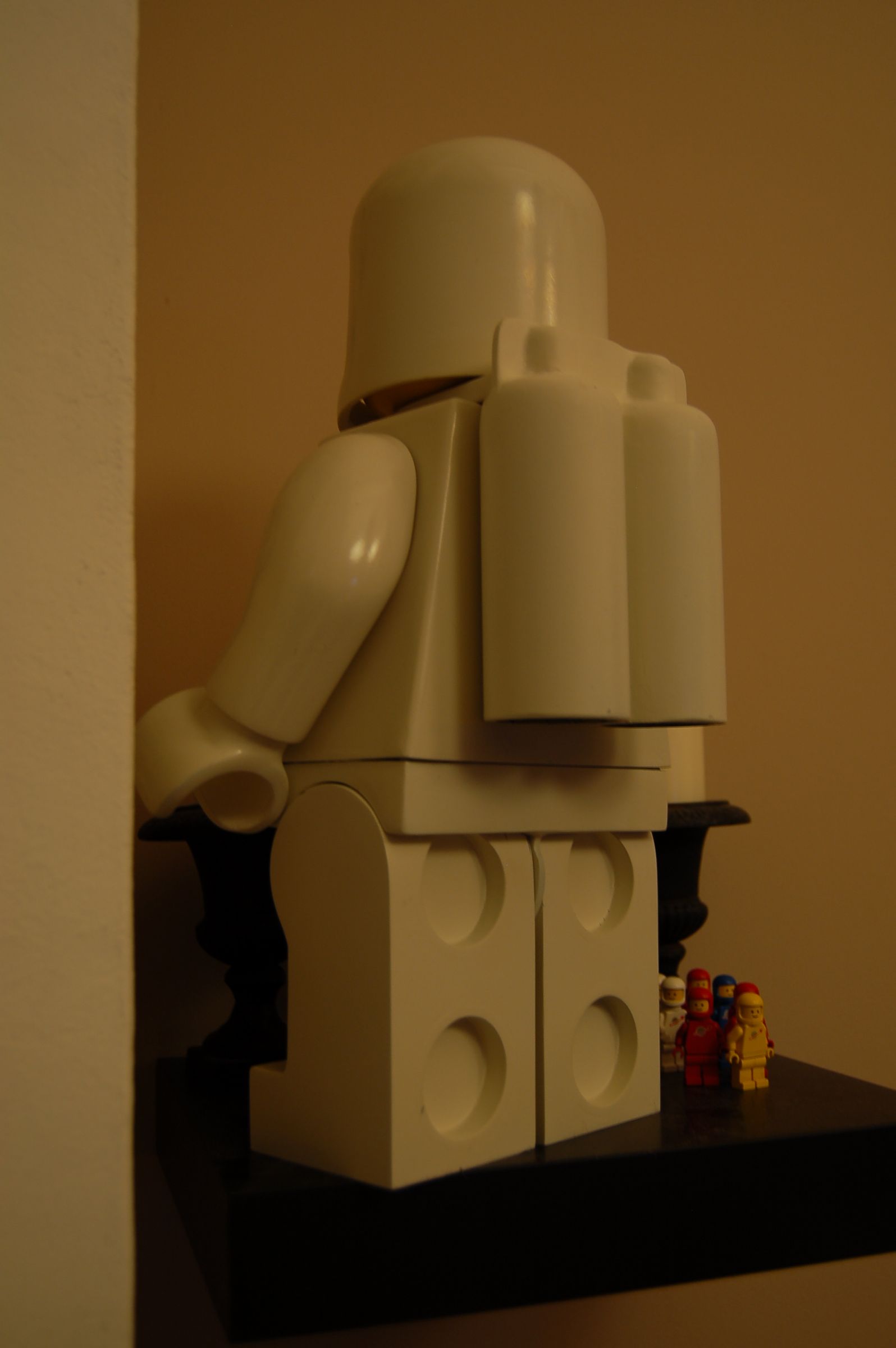 Lego Space Maxifig (with Pictures) - Instructables