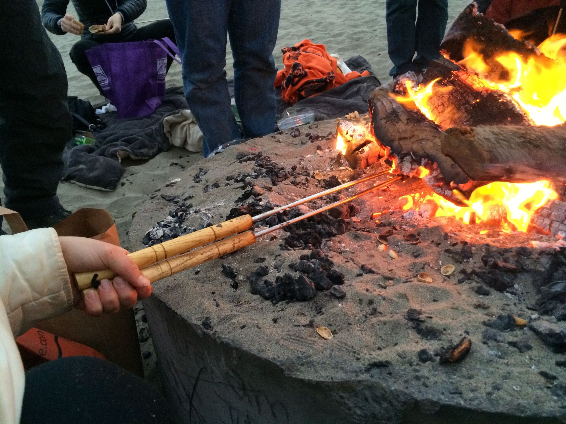How to Make Mountain Pies | Campfire Sandwiches : 7 Steps (with ...