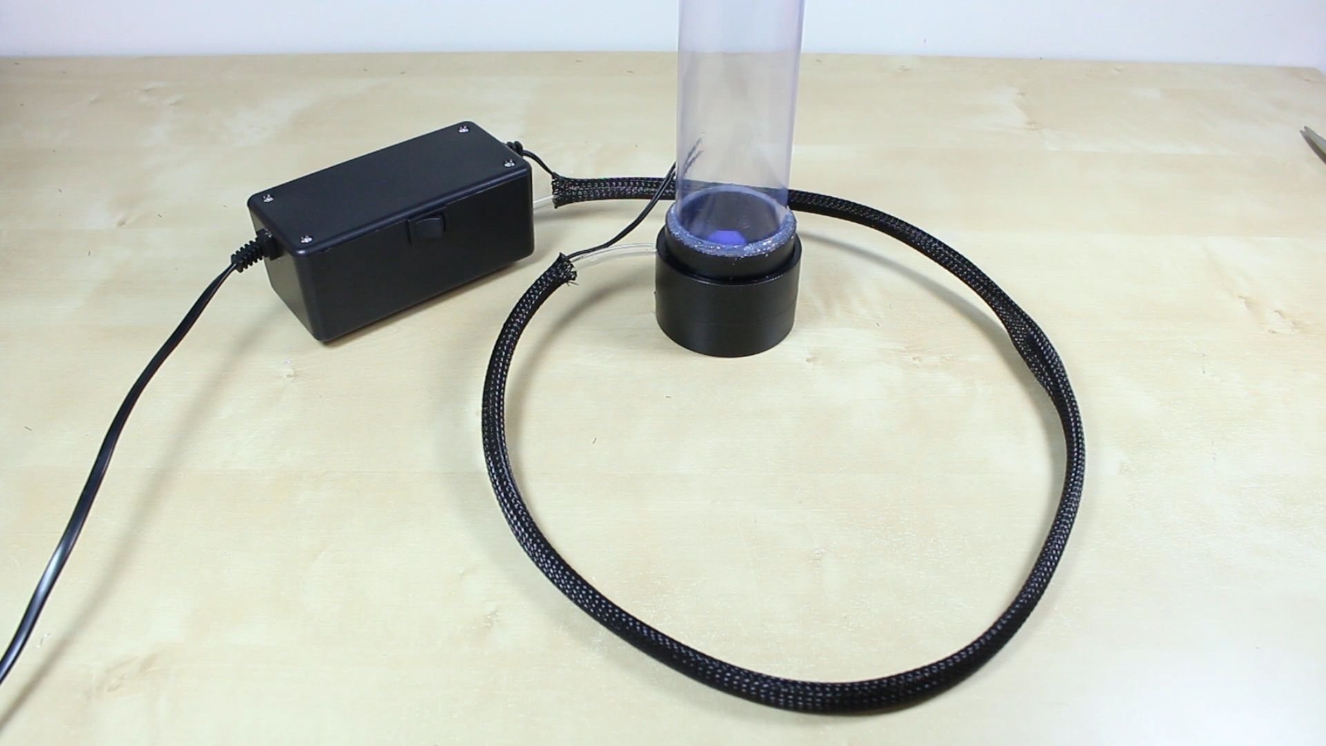 DIY GLOWING BUBBLE LIGHT - How to Make Your Own Futuristic Desk Light ...