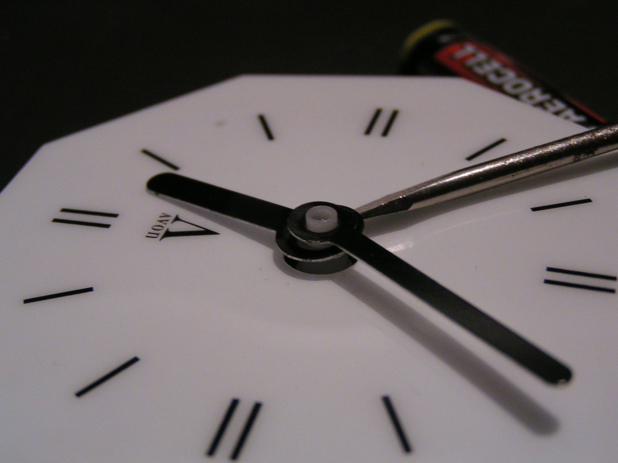 Reverse Clock : 5 Steps - Instructables