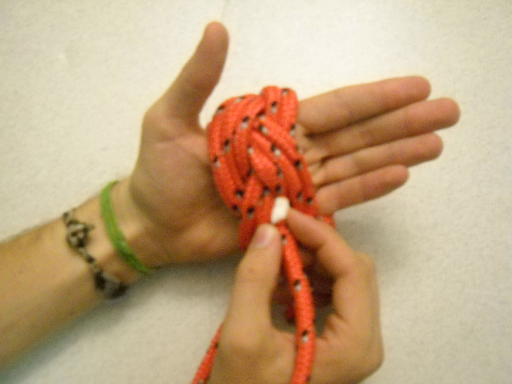 How to Tie a Woggle or Turk's Head Knot : 19 Steps - Instructables