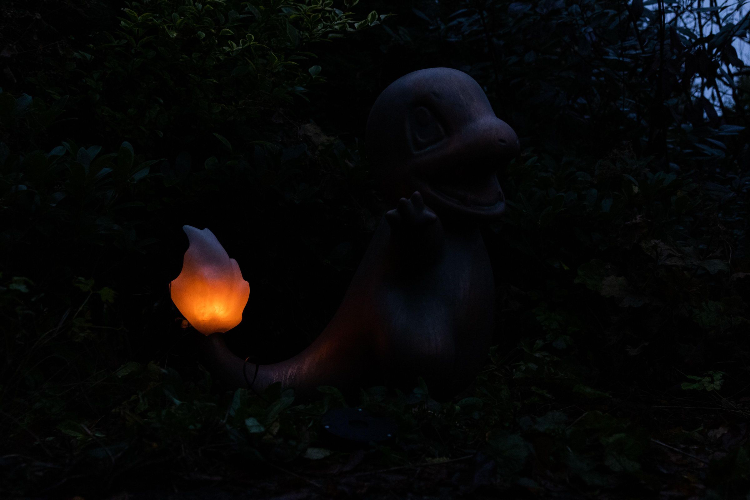 Life-Size Charmander Flame Lamp : 23 Steps (with Pictures) - Instructables