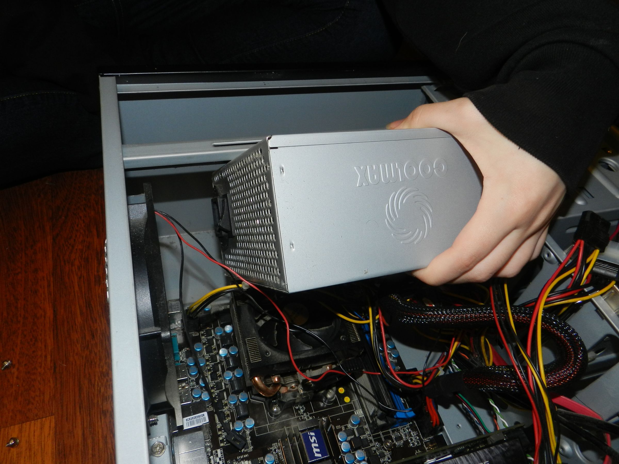How to Test and Replace a Power Supply for Your Home Computer : 14 ...