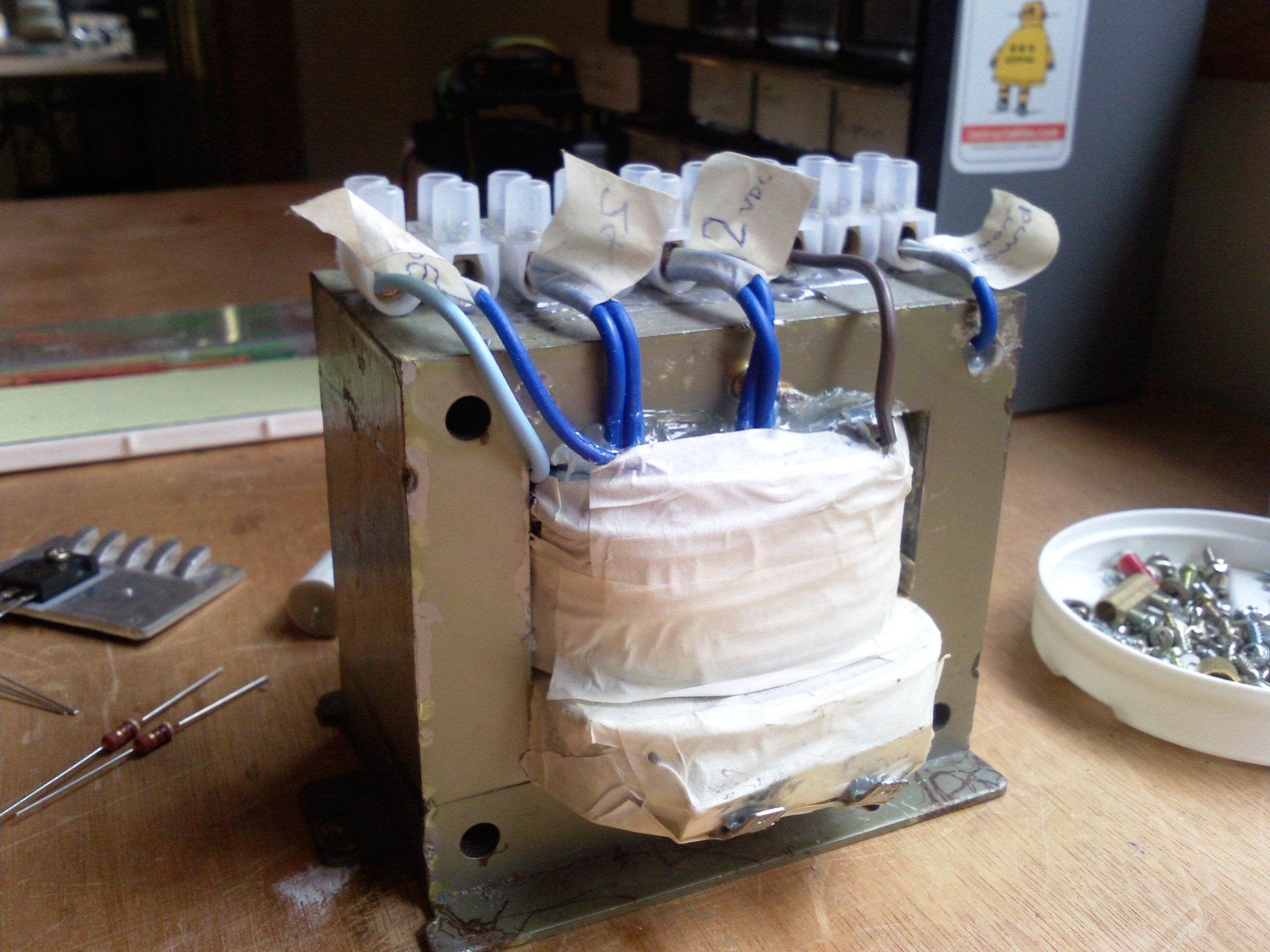 How To: High Current Microwave Oven Transformer - Instructables