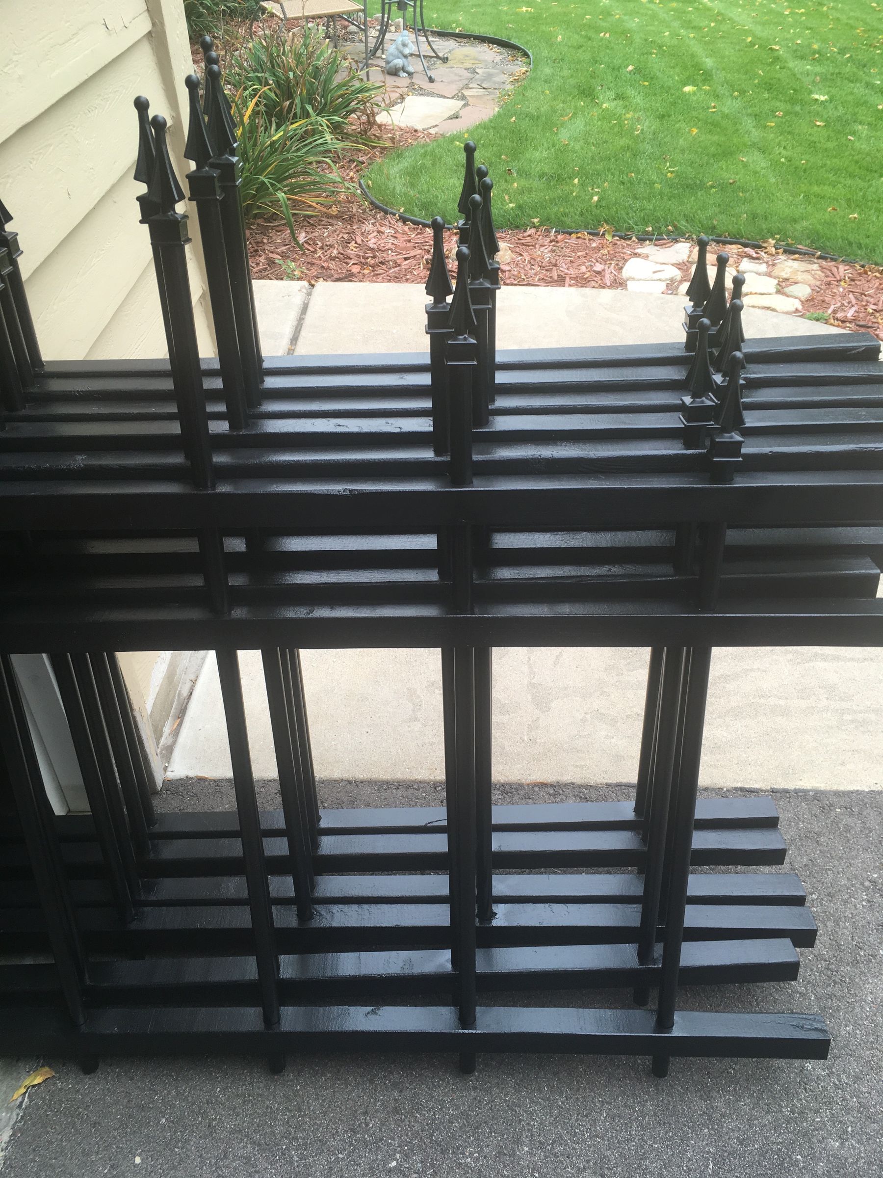 Halloween Cemetery Fence : 15 Steps - Instructables