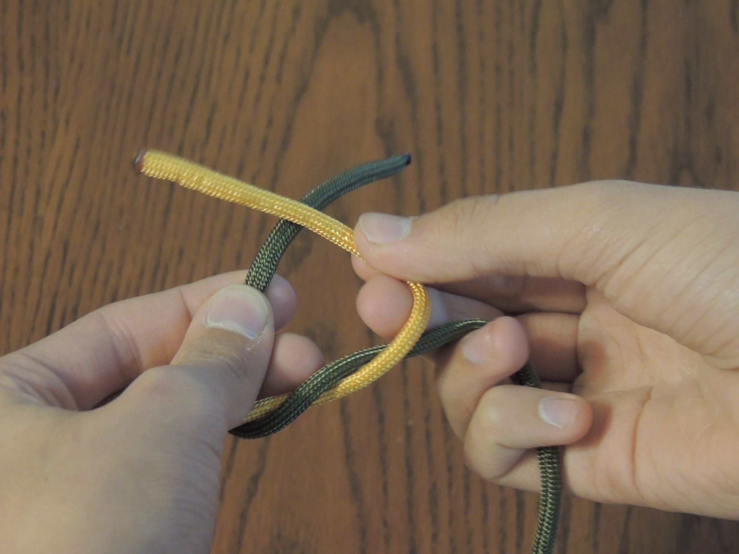 How to Tie a Square Knot : 3 Steps (with Pictures) - Instructables