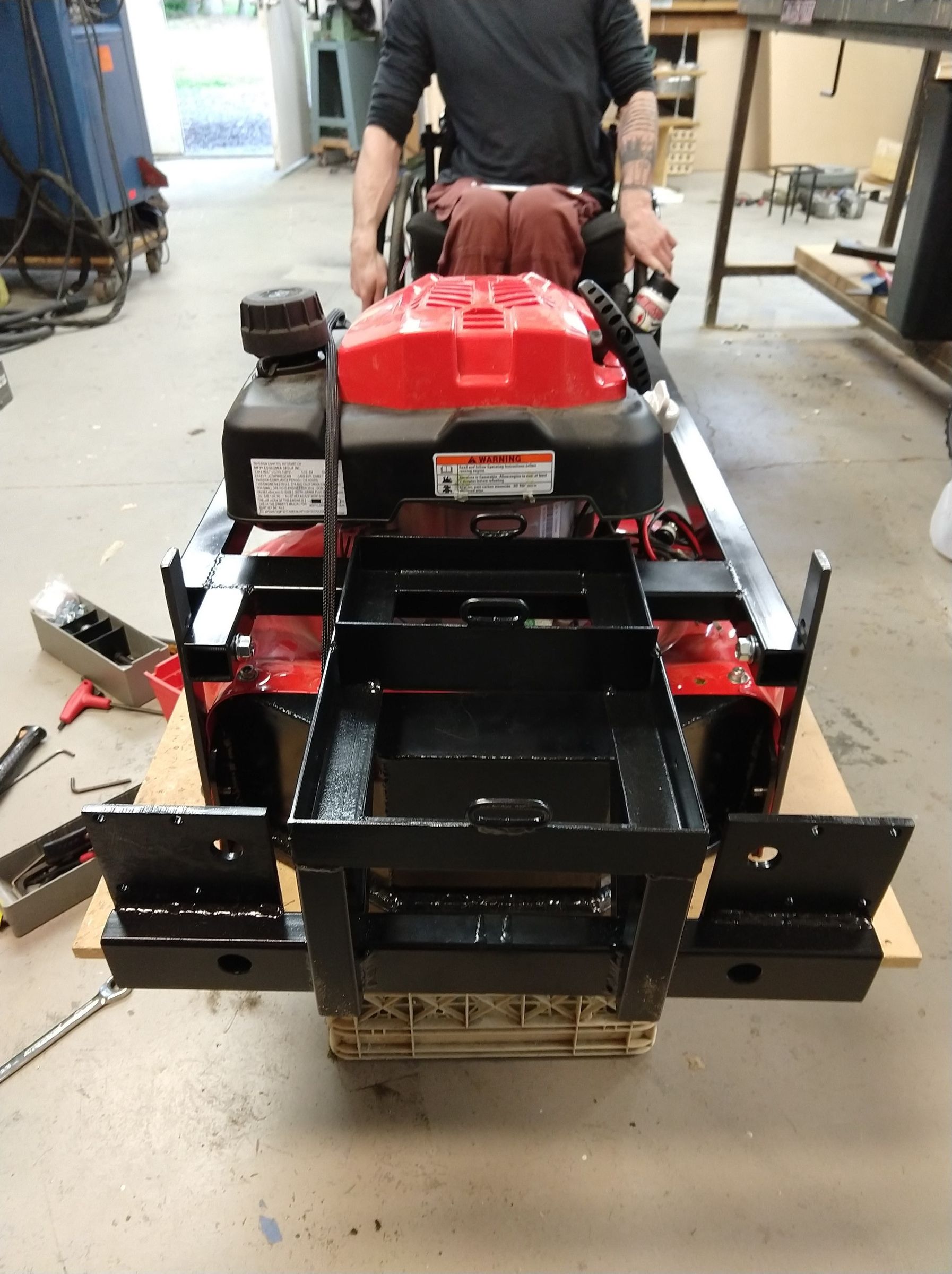 Remote Control Lawn Mower : 7 Steps (with Pictures) - Instructables