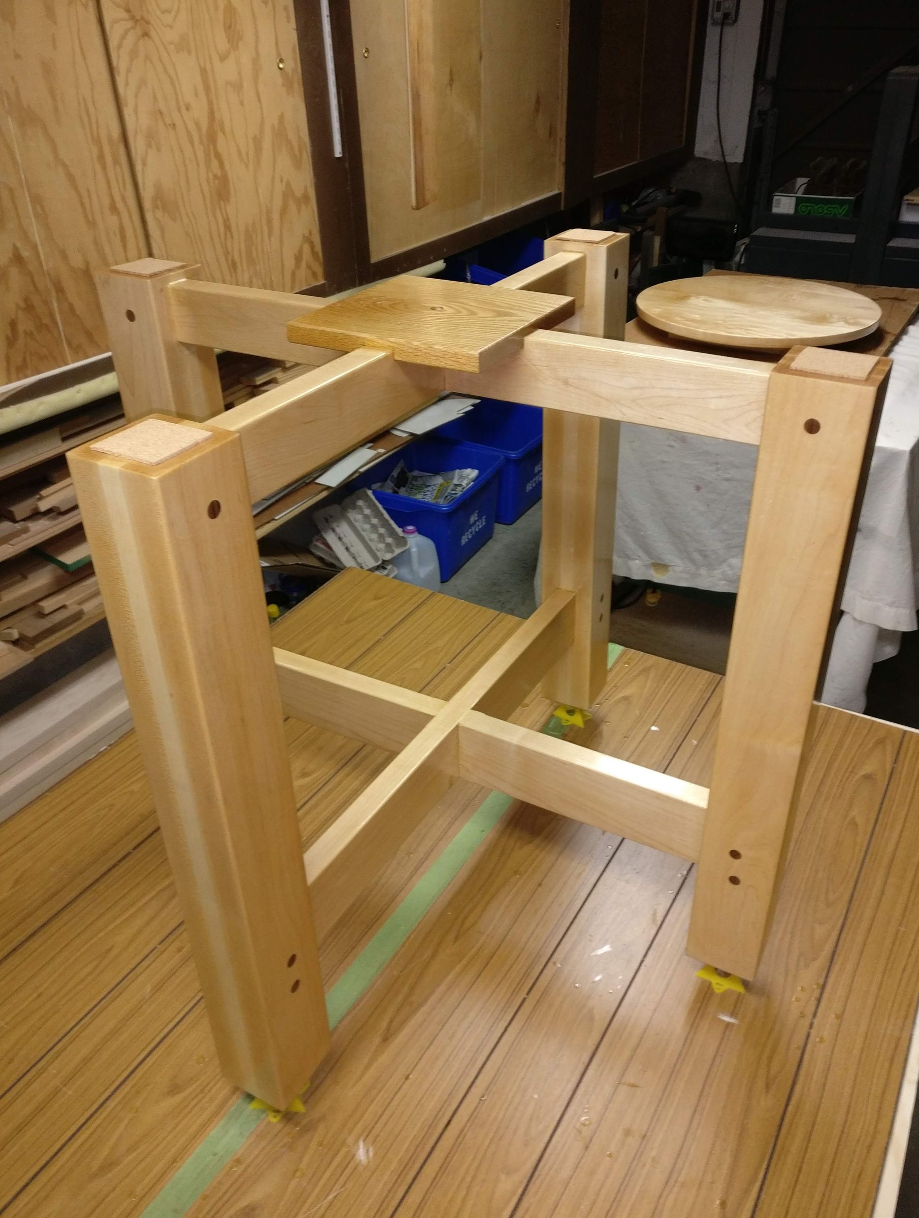 Make a Large Round Dining Table With Turntable : 10 Steps (with ...