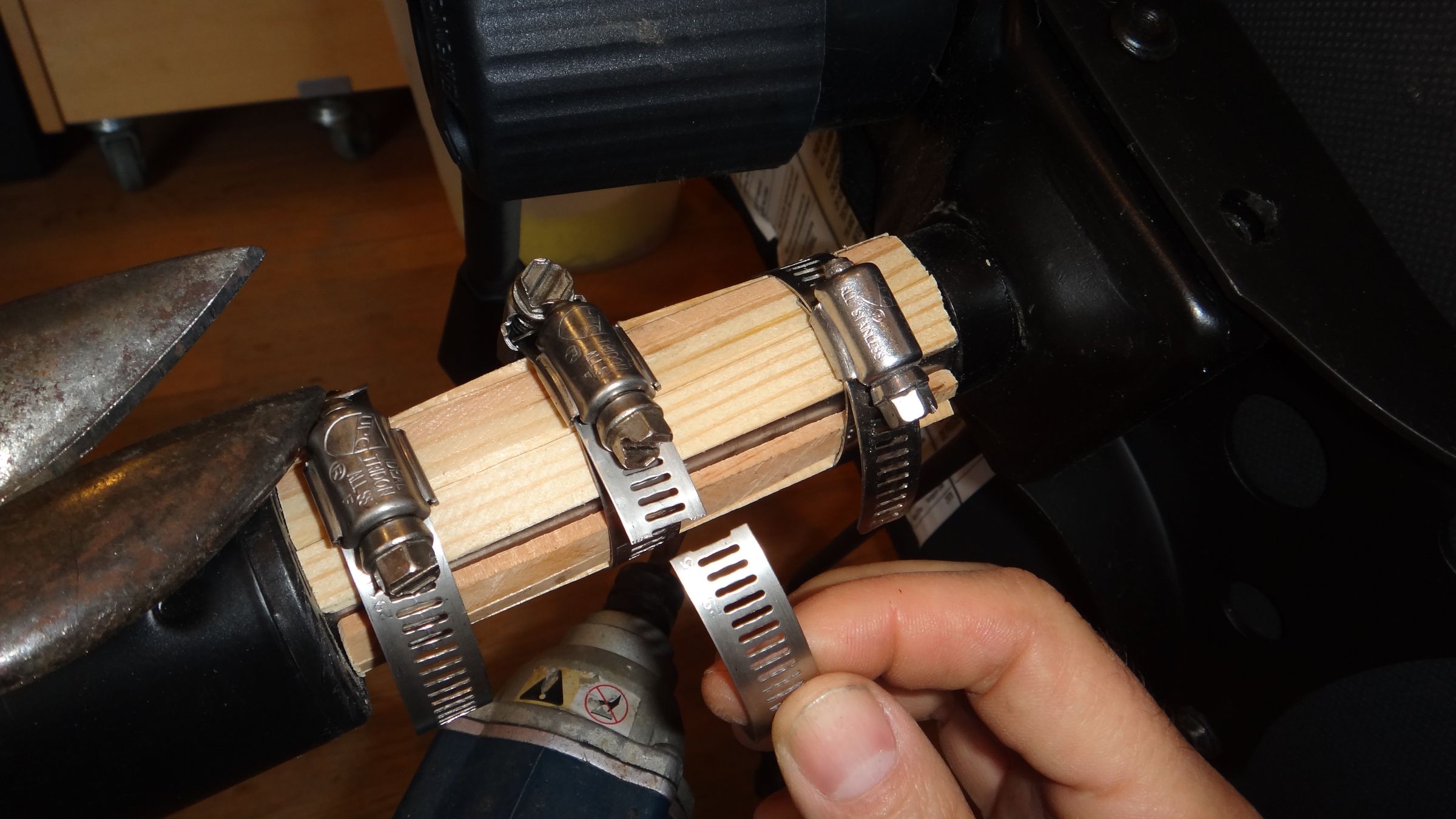 Repair a Broken Office Chair : 4 Steps - Instructables