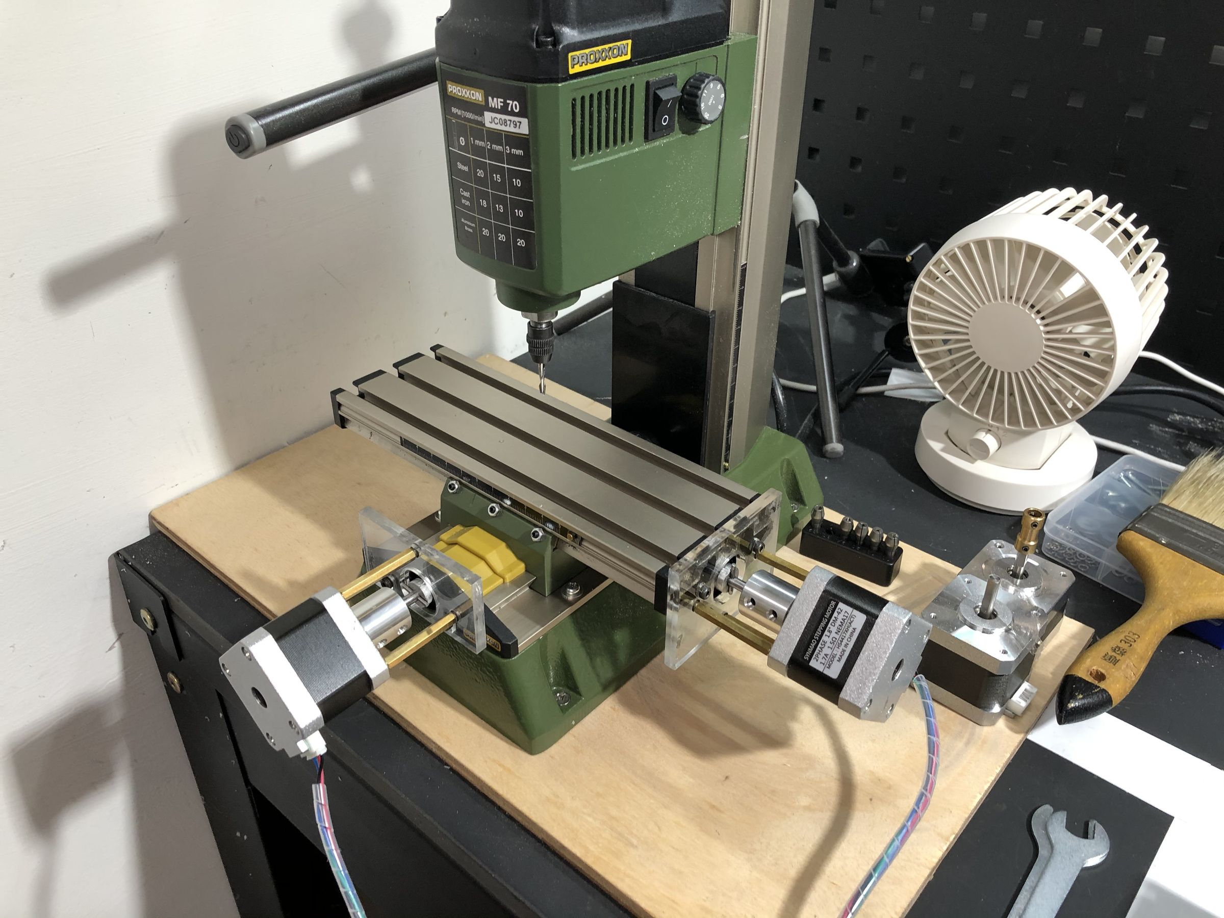 Proxxon Micro Mill Semiautomatic-CNC : 12 Steps (with Pictures ...