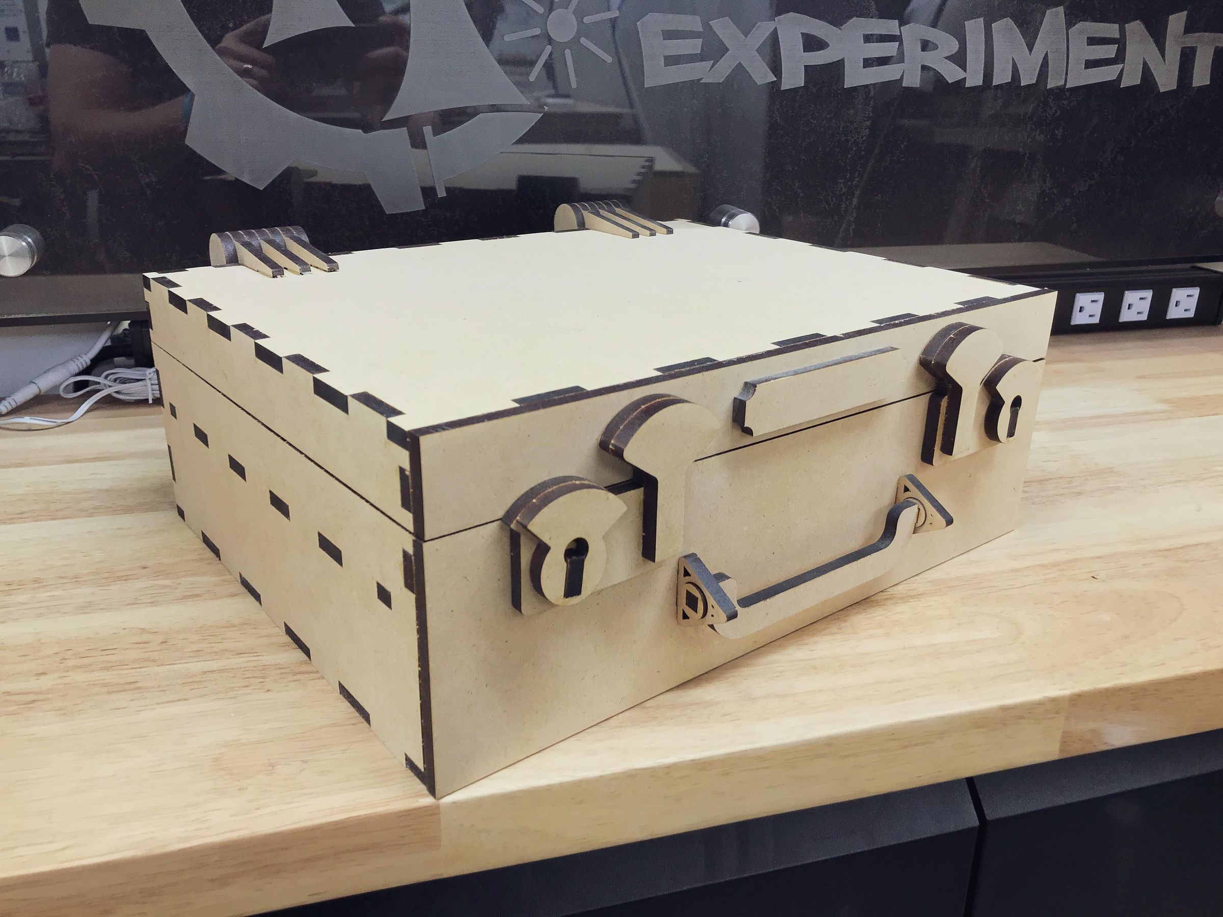 The BEST Art Storage Case Ever! New Scamander's Harry Potter Themed ...