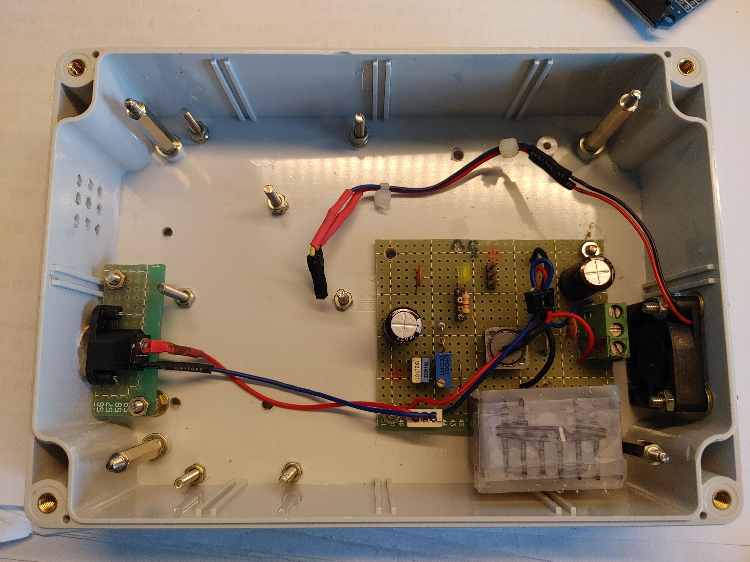 Digital Clock With 7-segment LED Display : 7 Steps (with Pictures ...