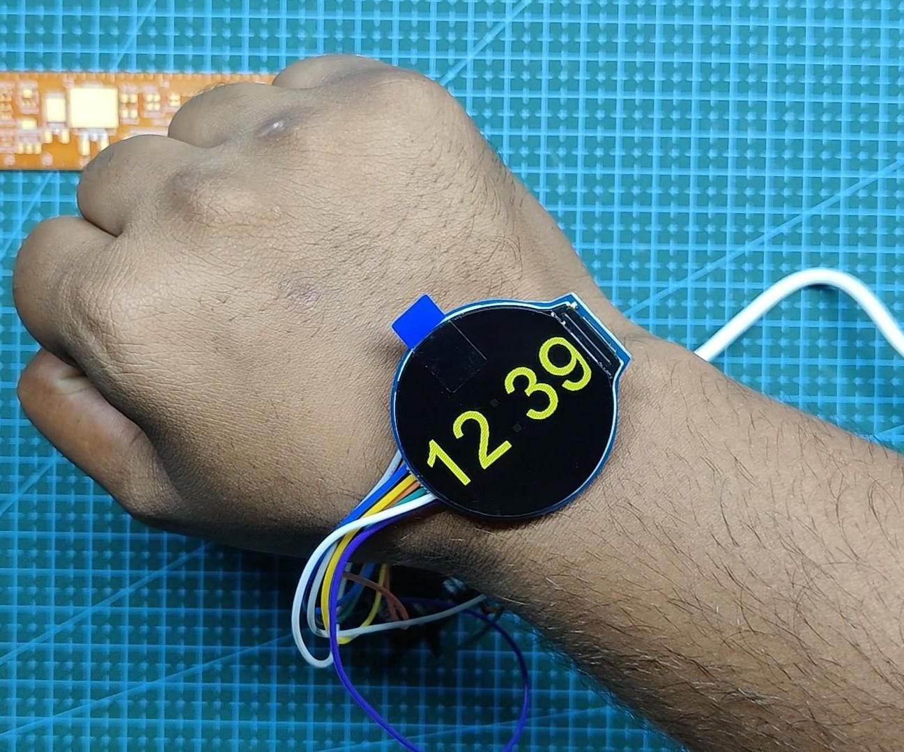ESP32 and Round OLED Smart Watch Concept : 10 Steps (with Pictures ...