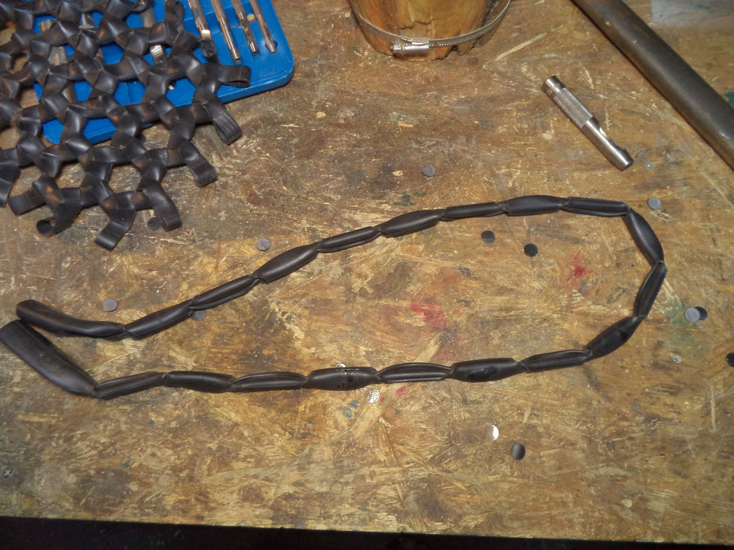 Backpack Cargo Net From Inner Tubes : 26 Steps (with Pictures ...