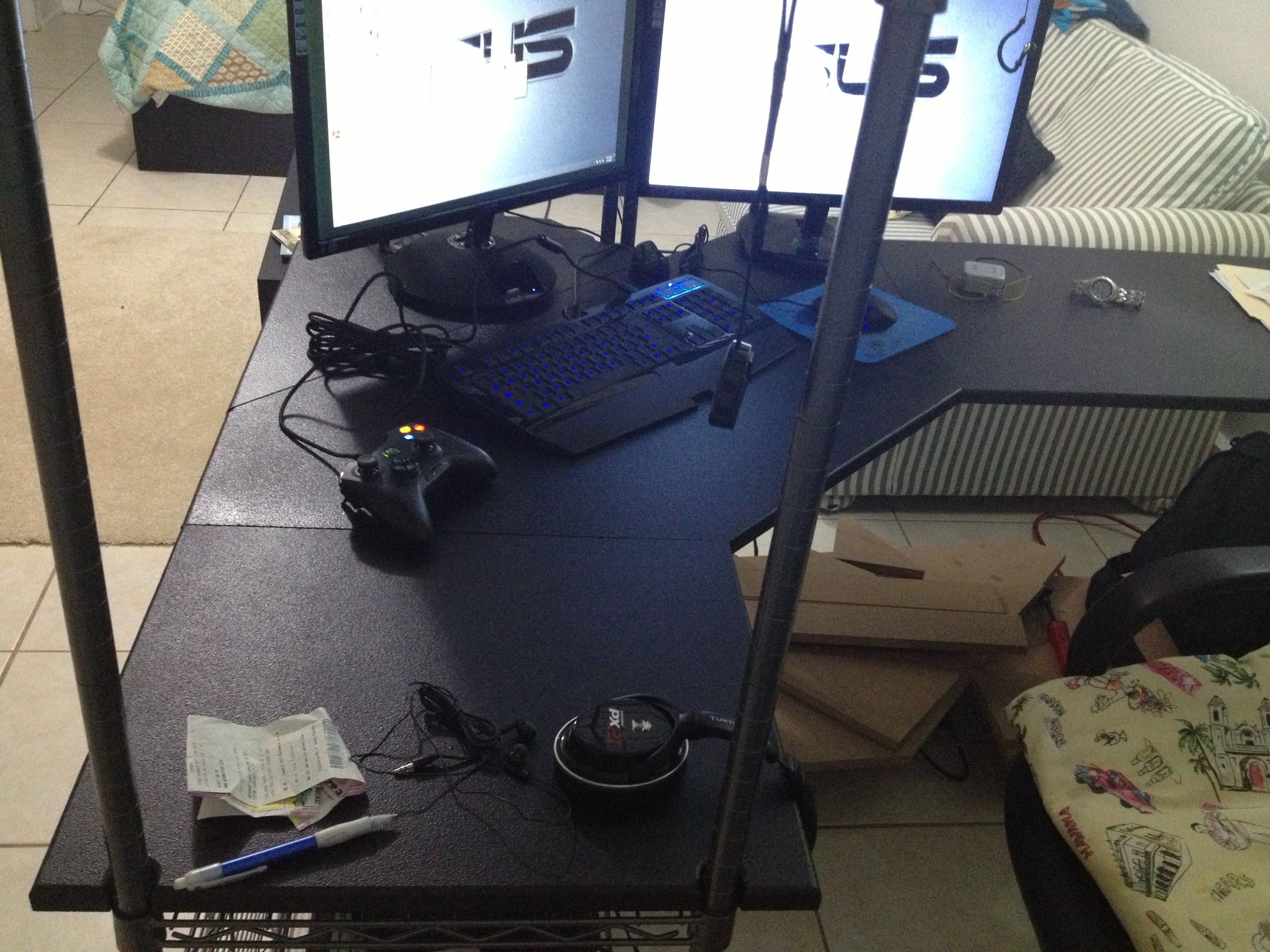 L-Shaped Wire Rack Computer Desk : 5 Steps - Instructables