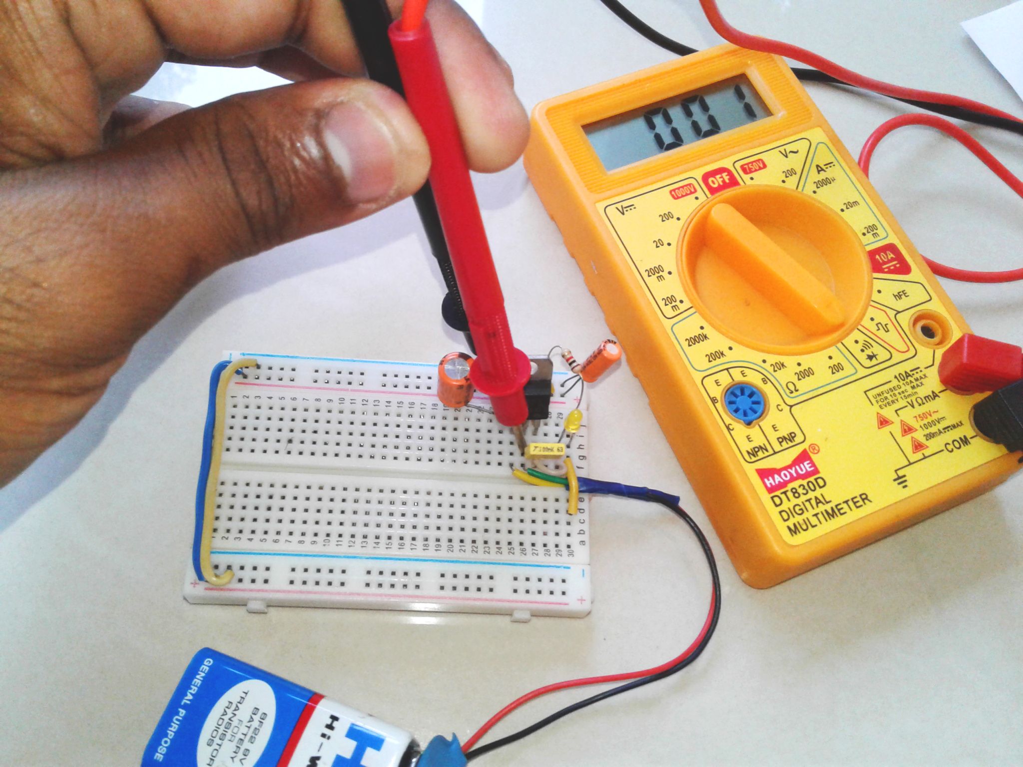 BCD Counter Using Discrete TRANSISTORS : 16 Steps - Instructables