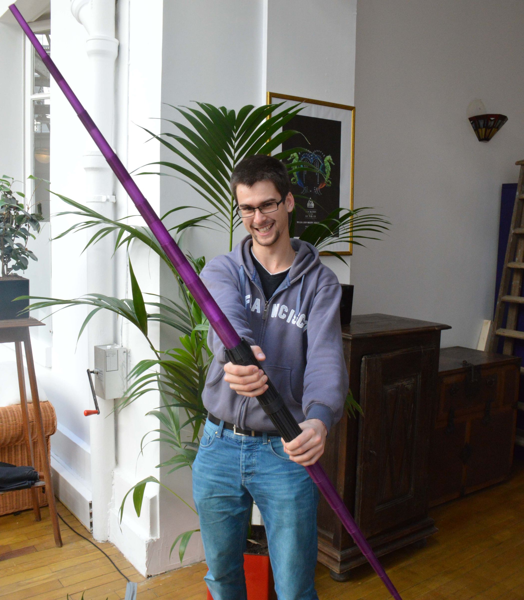 Customizable Crossguard Lightsaber, From the Force Awakens : 3 Steps ...