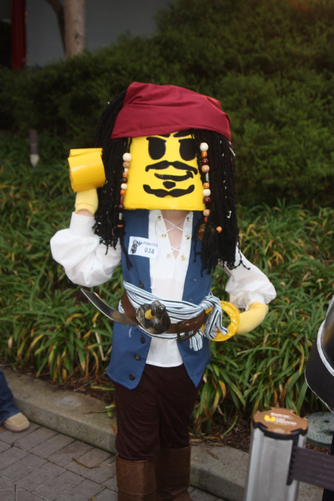 DIY Lego Costumes : 6 Steps (with Pictures) - Instructables