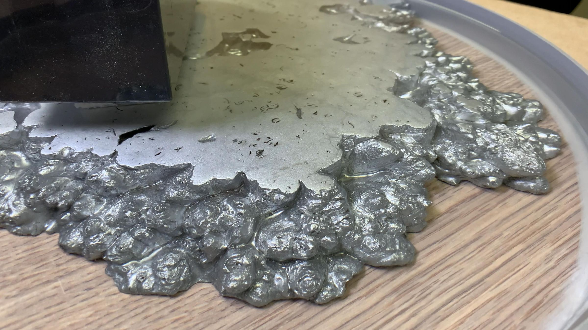 Frosted Epoxy Resin Clock : 20 Steps (with Pictures) - Instructables