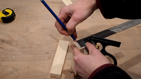 Easy Half Lap Joints : 7 Steps (with Pictures) - Instructables