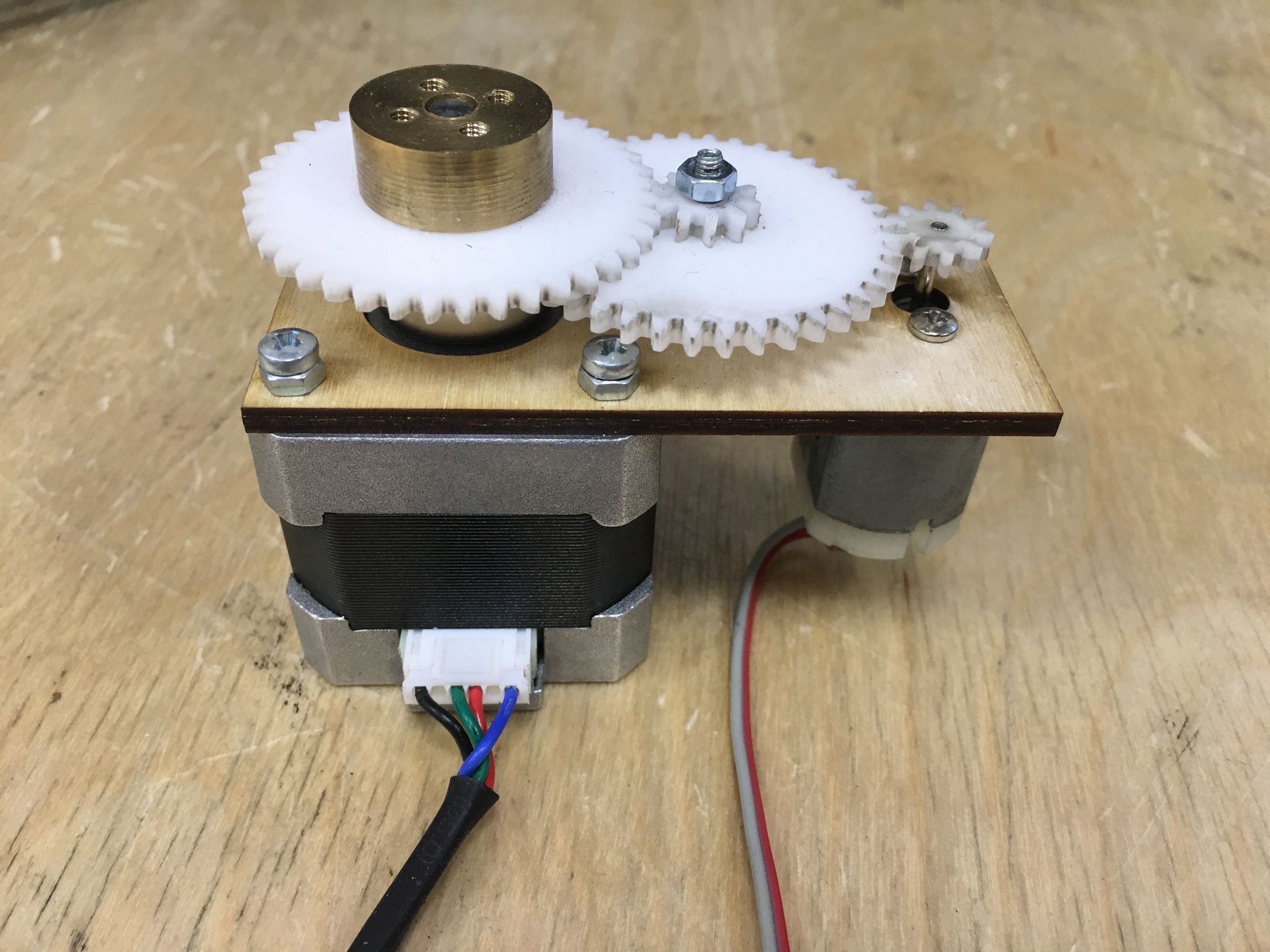 Maximum Power Point Tracker for Small Wind Turbines : 8 Steps ...