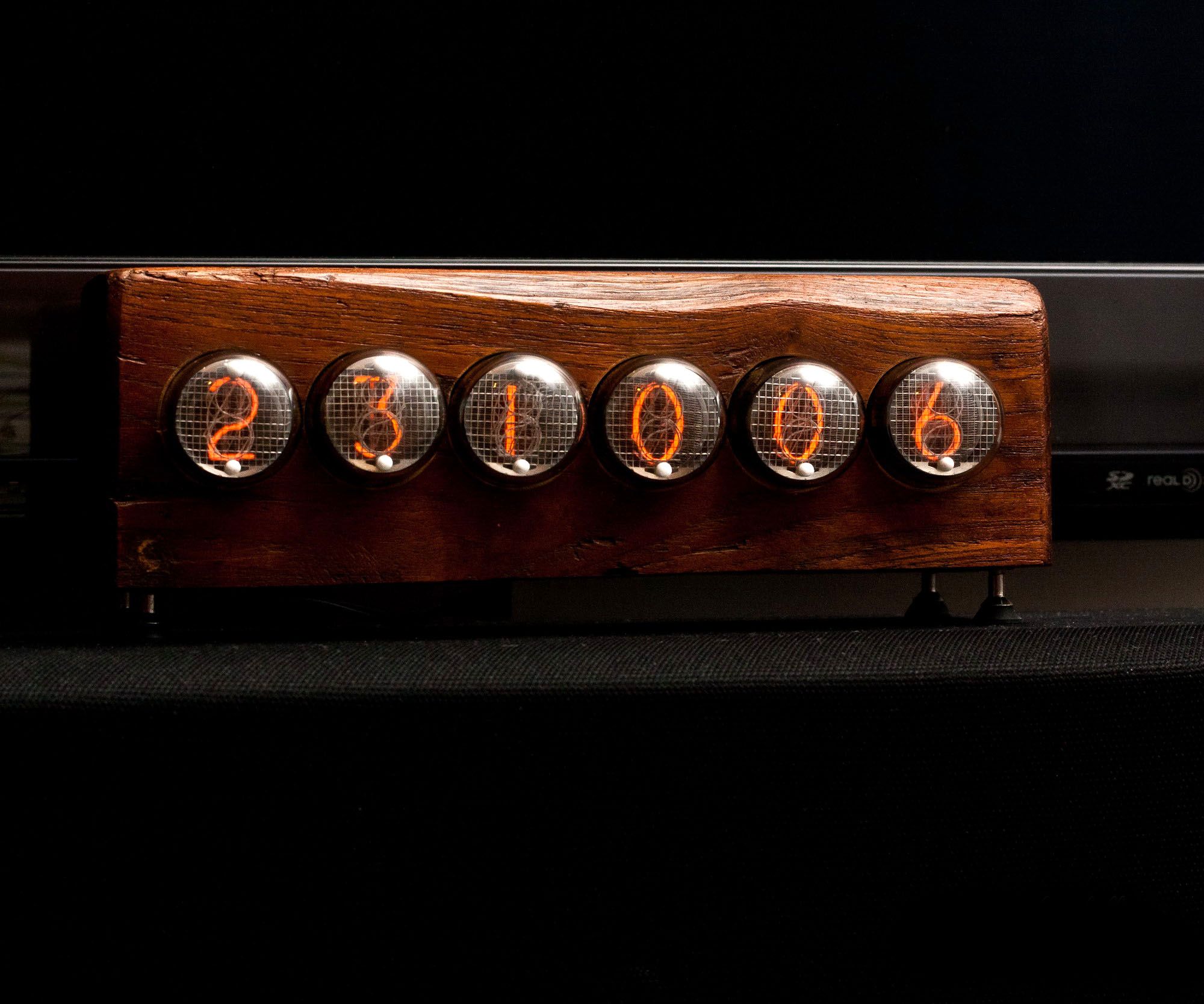 Simple User-adjustable DIY Nixie Clock : 25 Steps (with Pictures ...