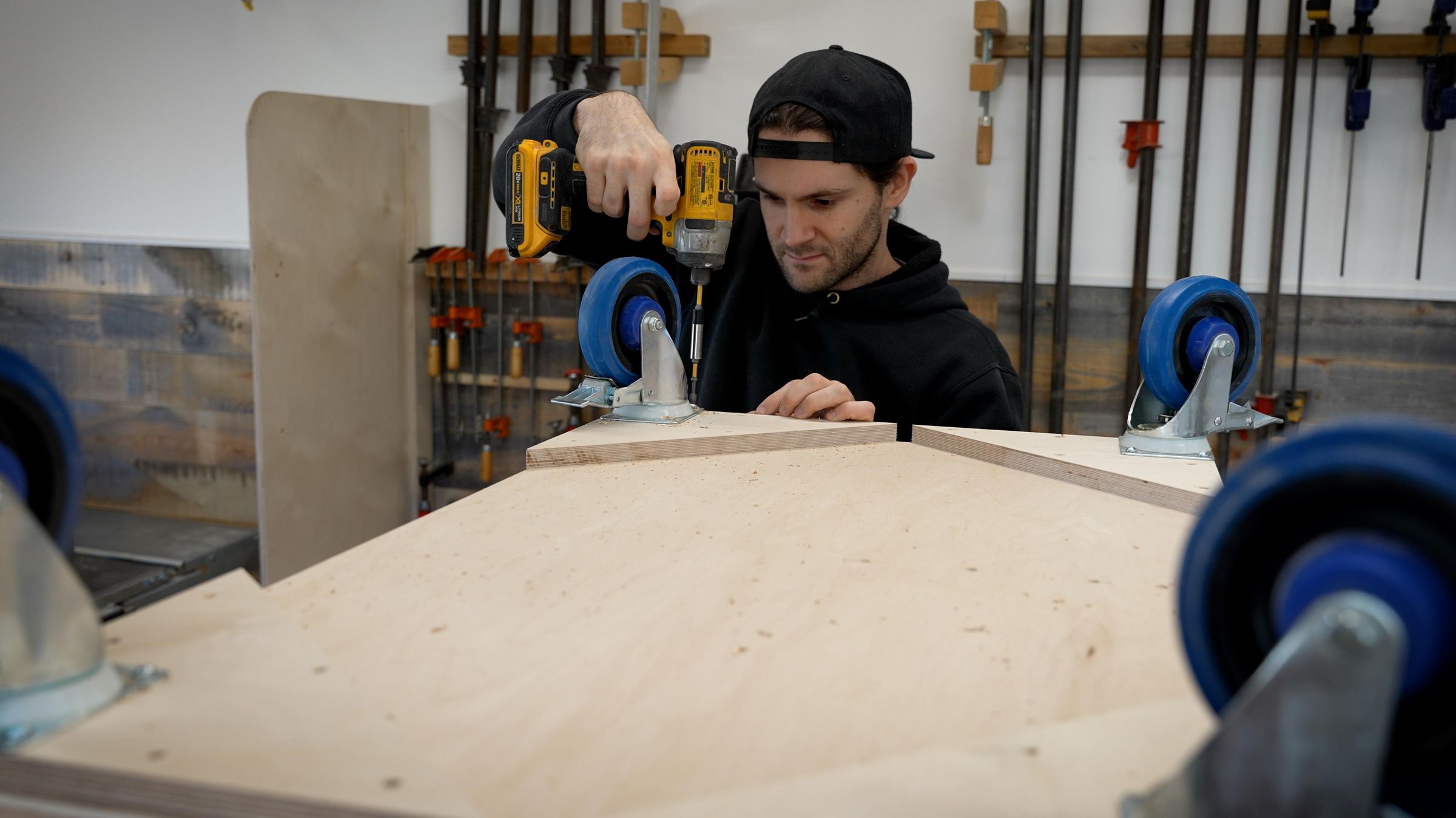 Heavy Duty Rolling Tool Base : 21 Steps (with Pictures) - Instructables