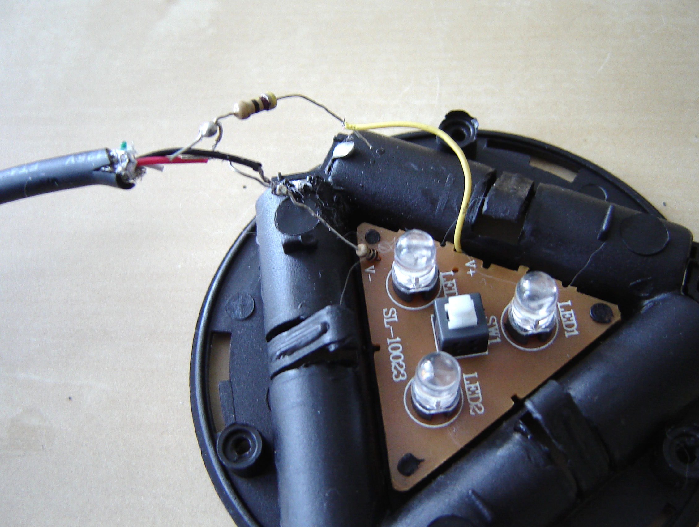 Keyboard Circuit Sheet Lampshade : 6 Steps (with Pictures) - Instructables