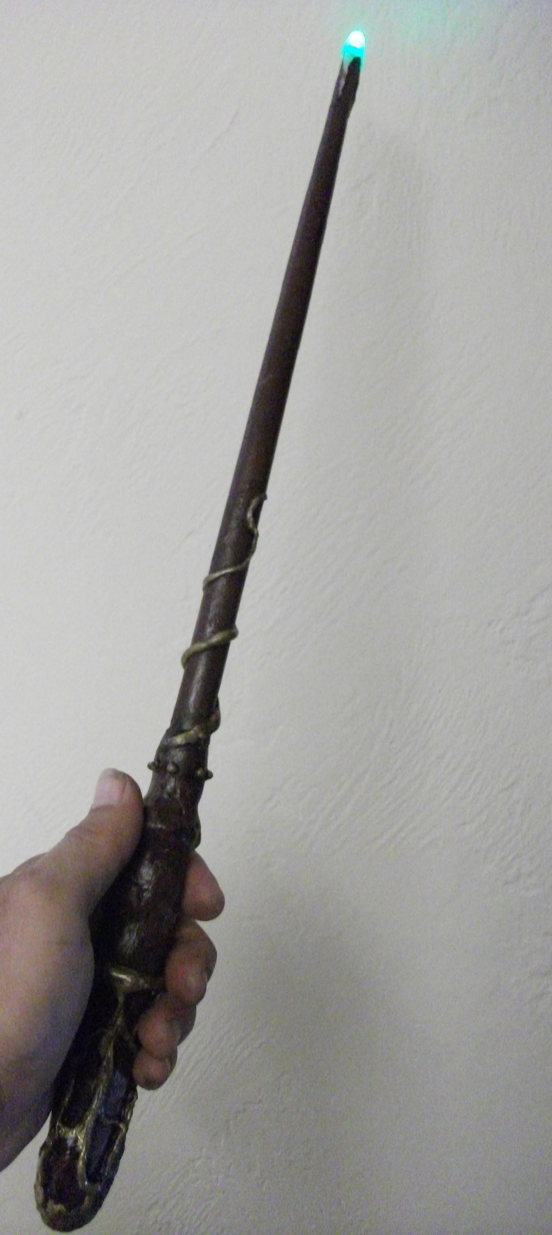 Awesome LED Illuminating Harry Potter Inspired Wizard's Wand! : 6 Steps ...