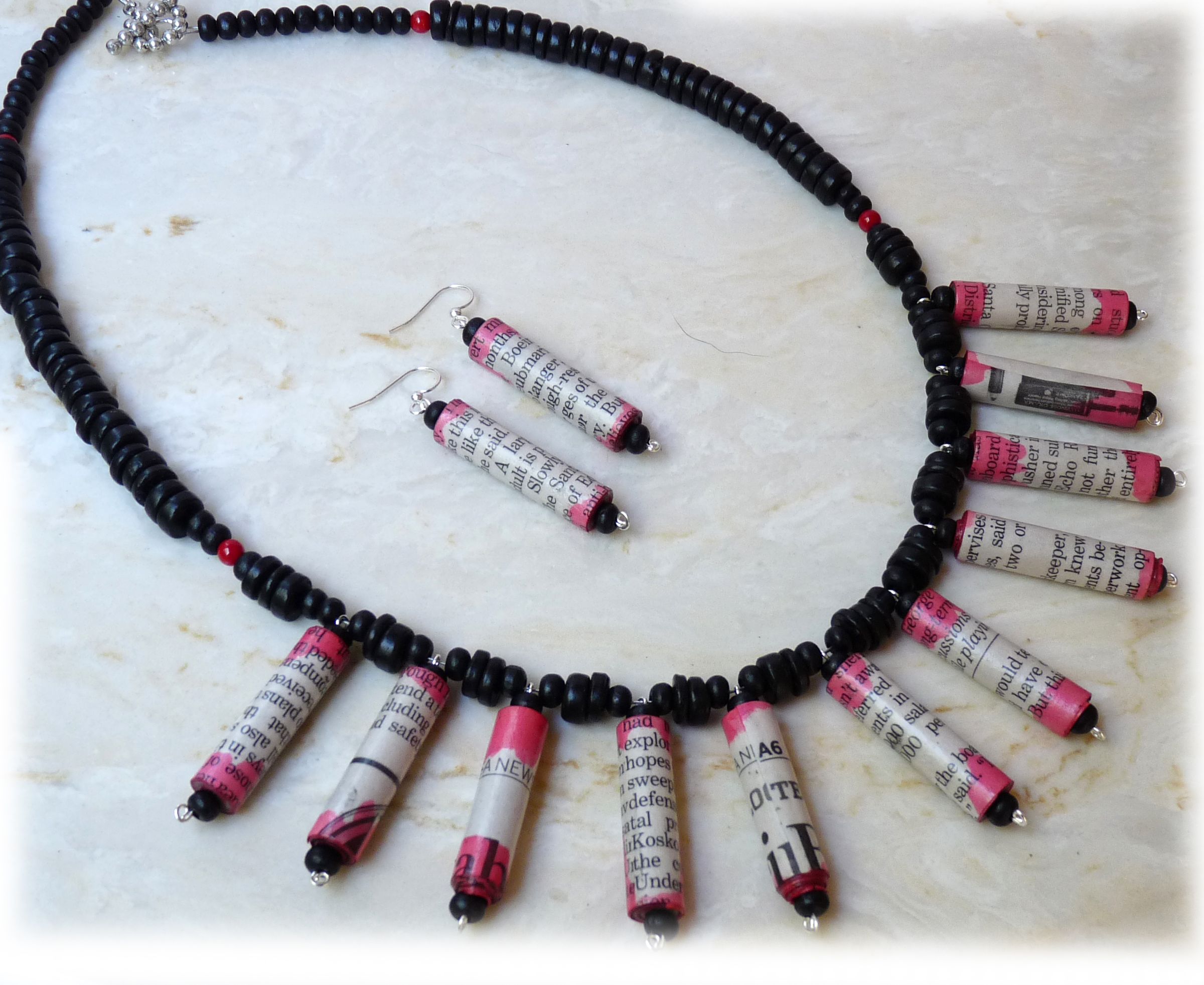 Durable Handmade Paper Beads : 6 Steps (with Pictures) - Instructables