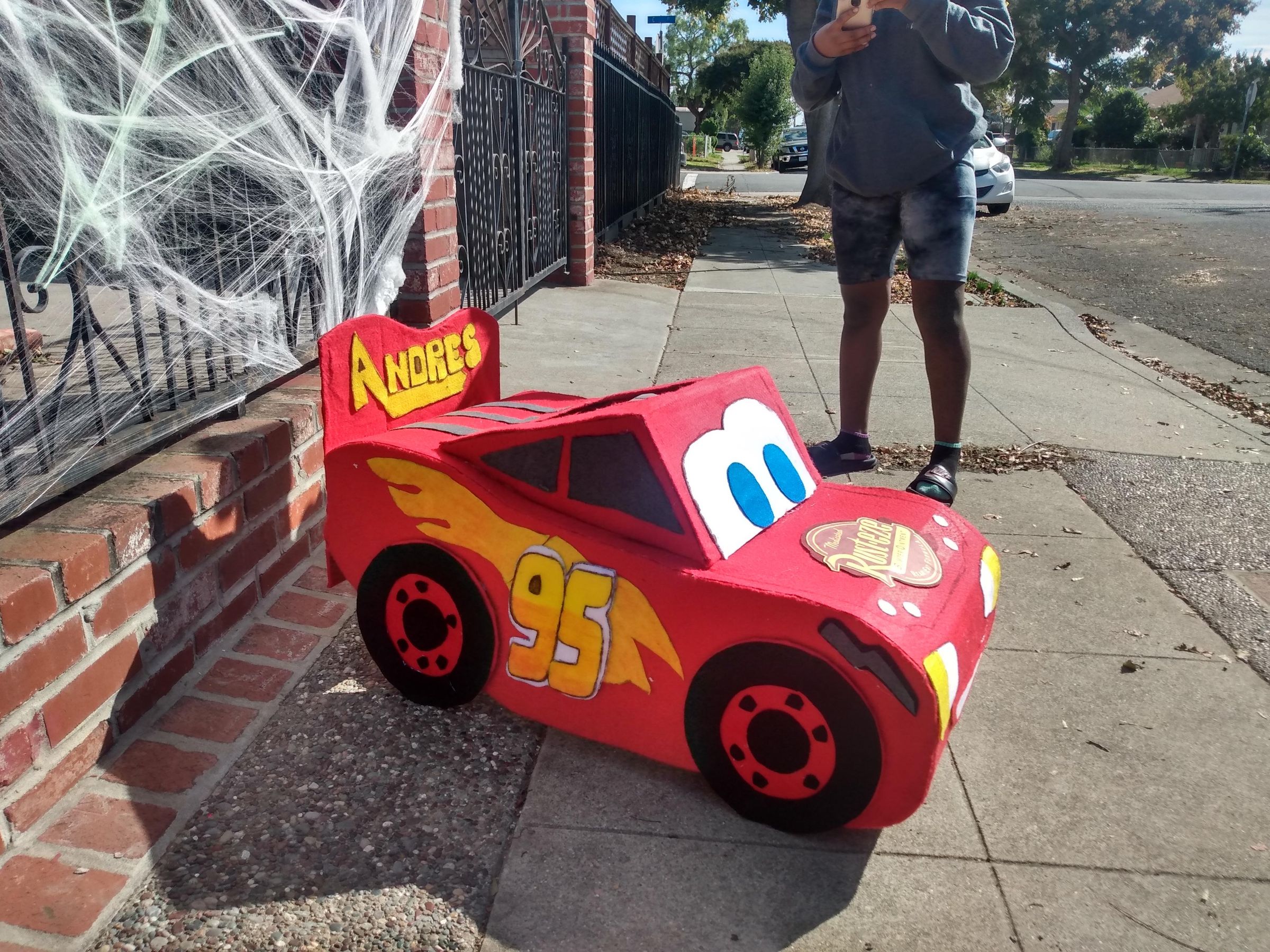 The "Amazing" Lightning McQueen Costume : 5 Steps (with Pictures ...