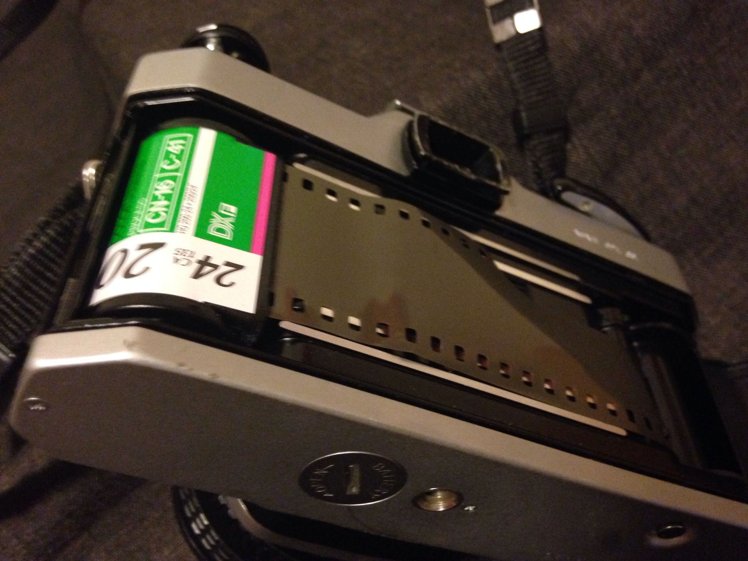 A Beginners Guide to 35mm Film Photography : 7 Steps - Instructables