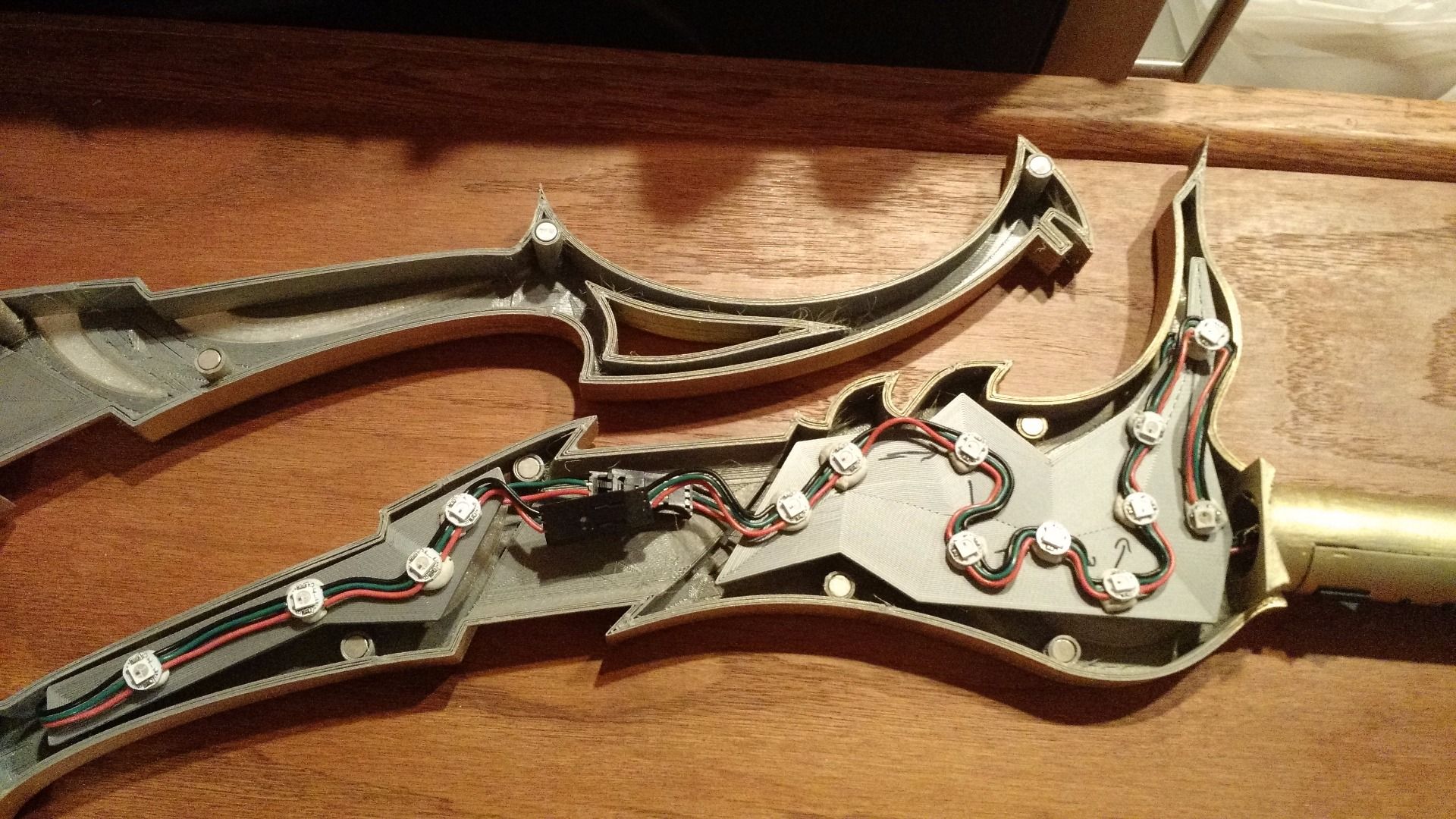 How to Make Zelda's Bow : 8 Steps (with Pictures) - Instructables
