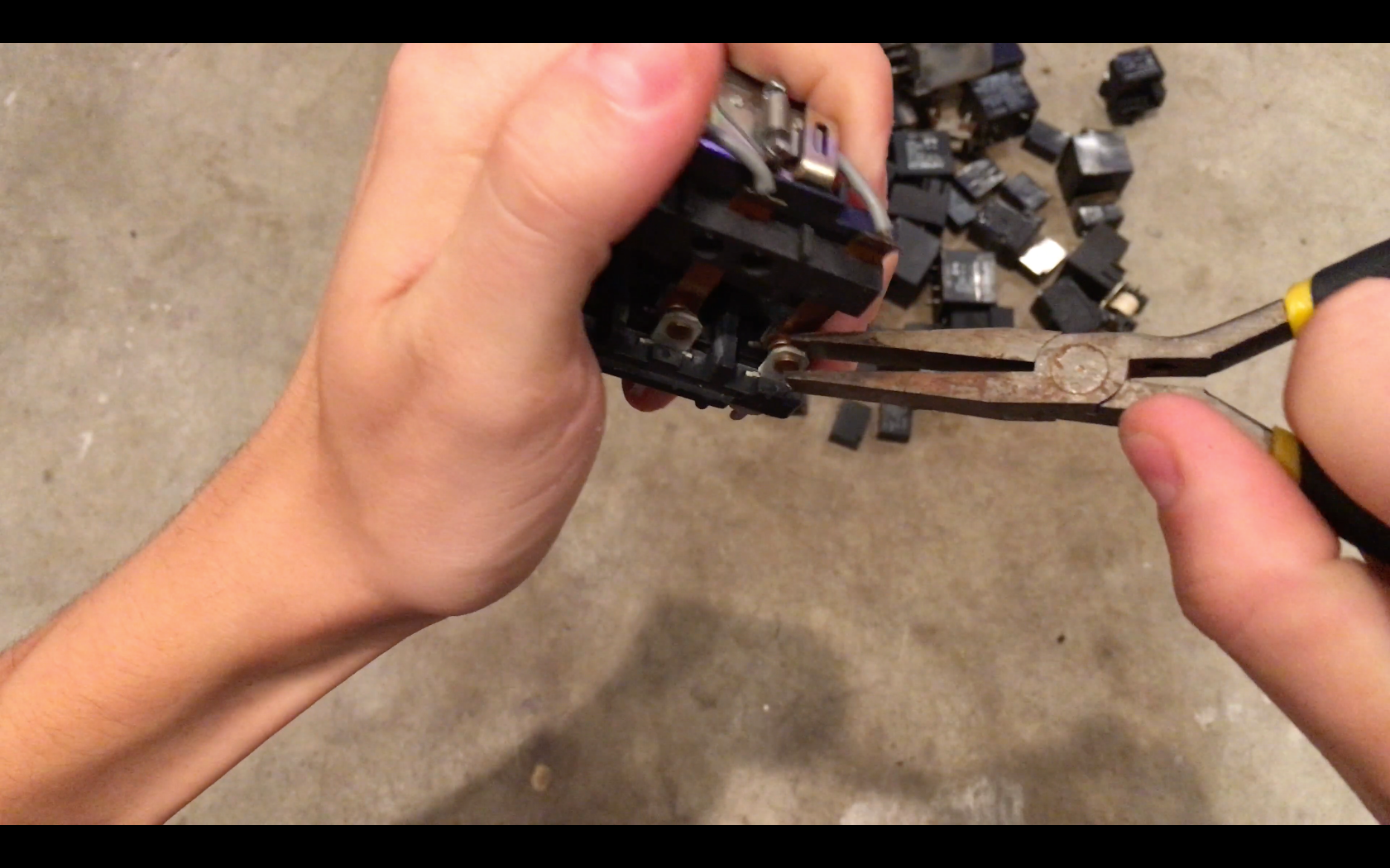 Extract FREE Silver From Relay Contacts | Where to Find Them? : 6 Steps ...