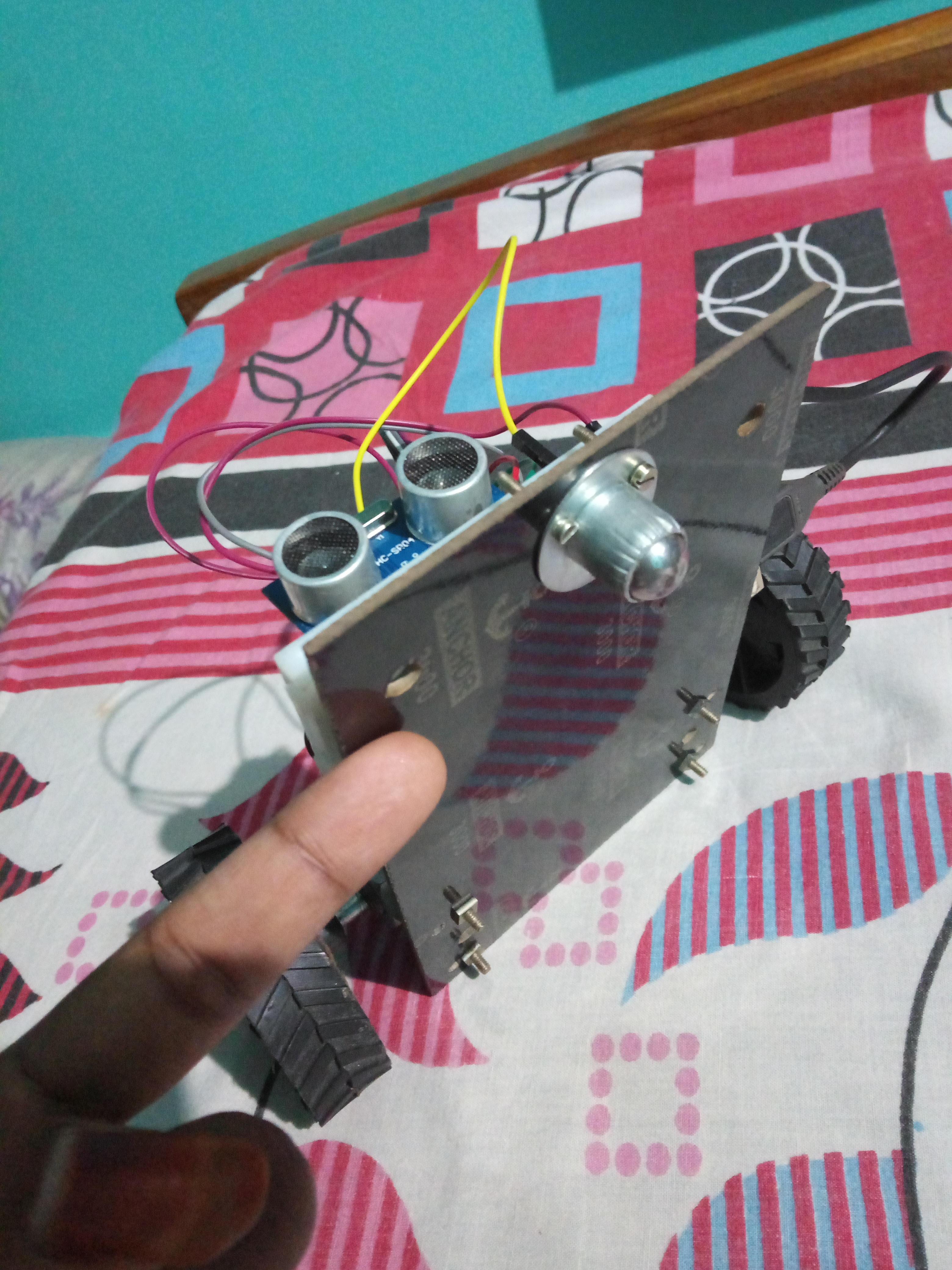 Follow Me Robot Using NodeMCU : 4 Steps - Instructables