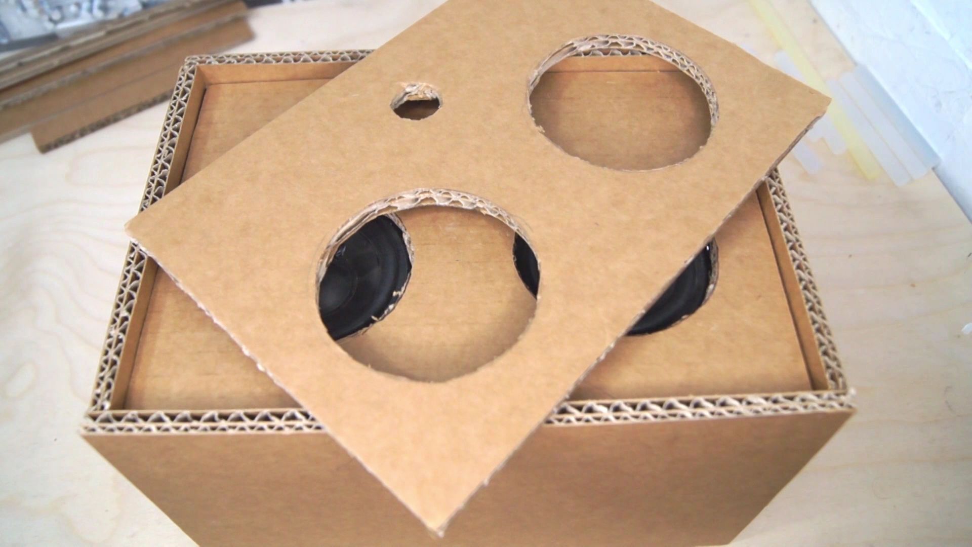 Cardboard Bluetooth Speaker : 4 Steps (with Pictures) - Instructables