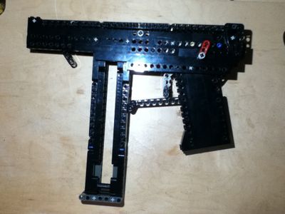 Lego Tec-9 : 7 Steps - Instructables