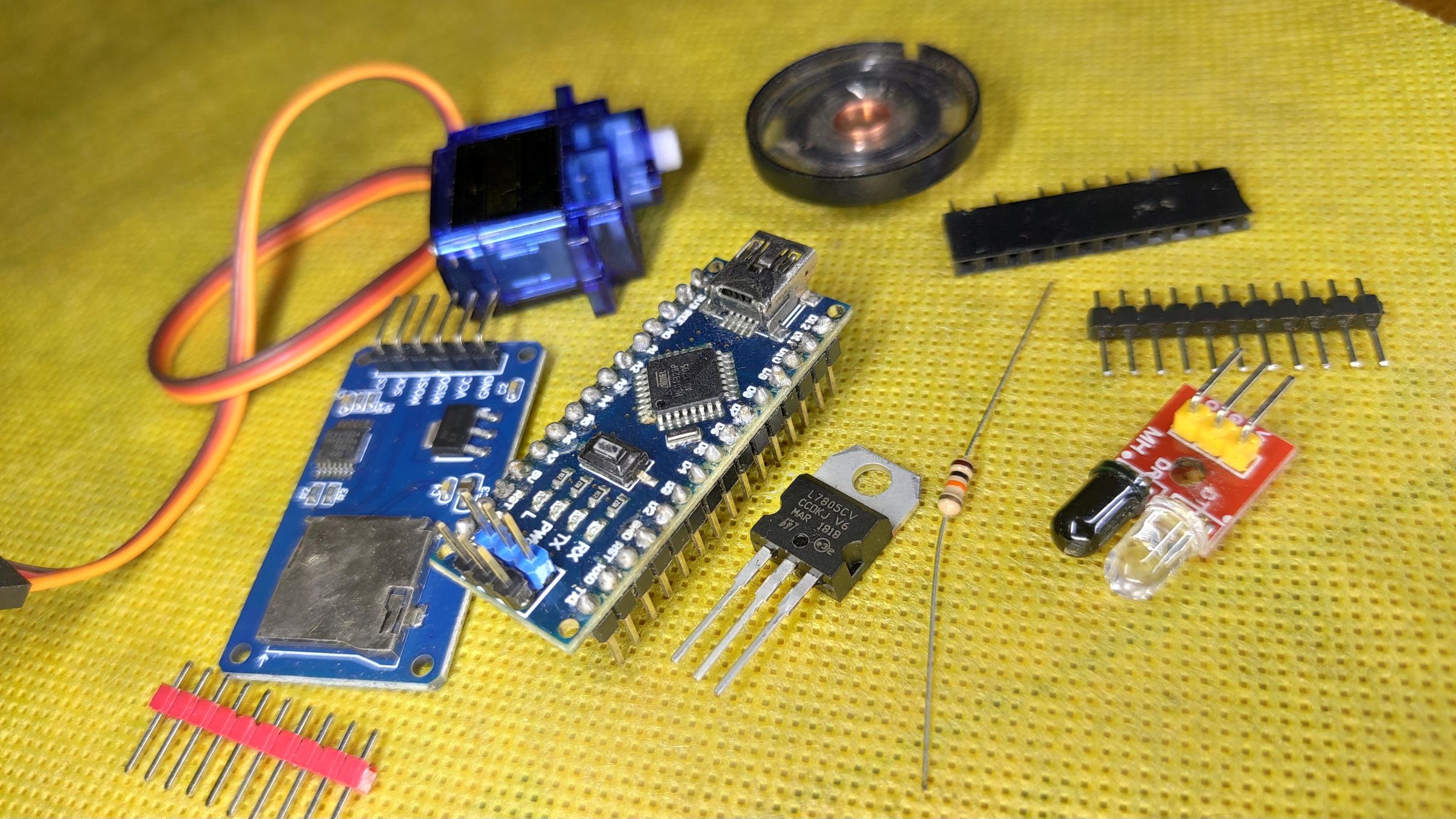 Easy to Make Talking Humanoid Robot! : 7 Steps (with Pictures ...