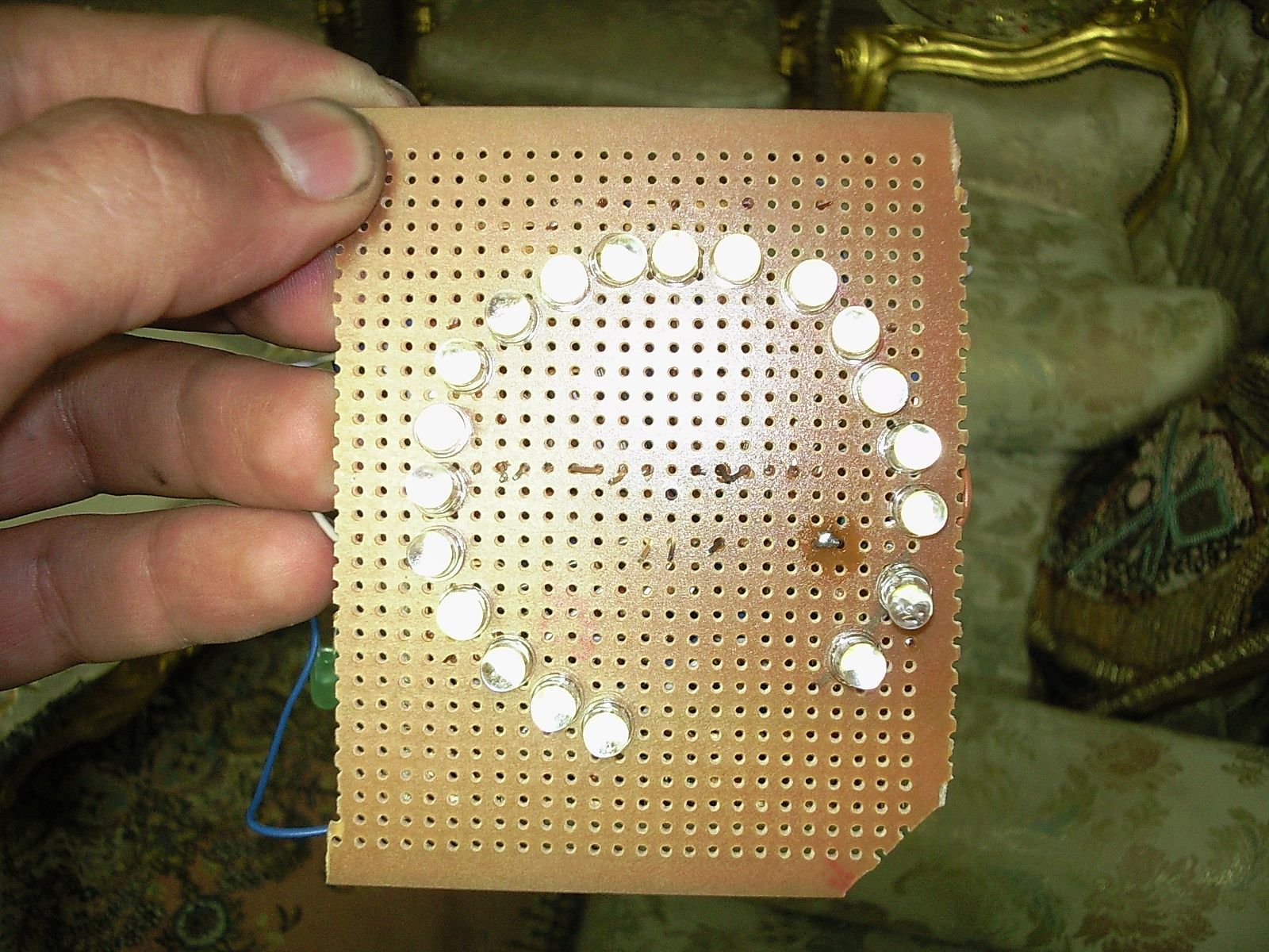 DIY LED Tachomter (RPM Gauge) : 4 Steps - Instructables