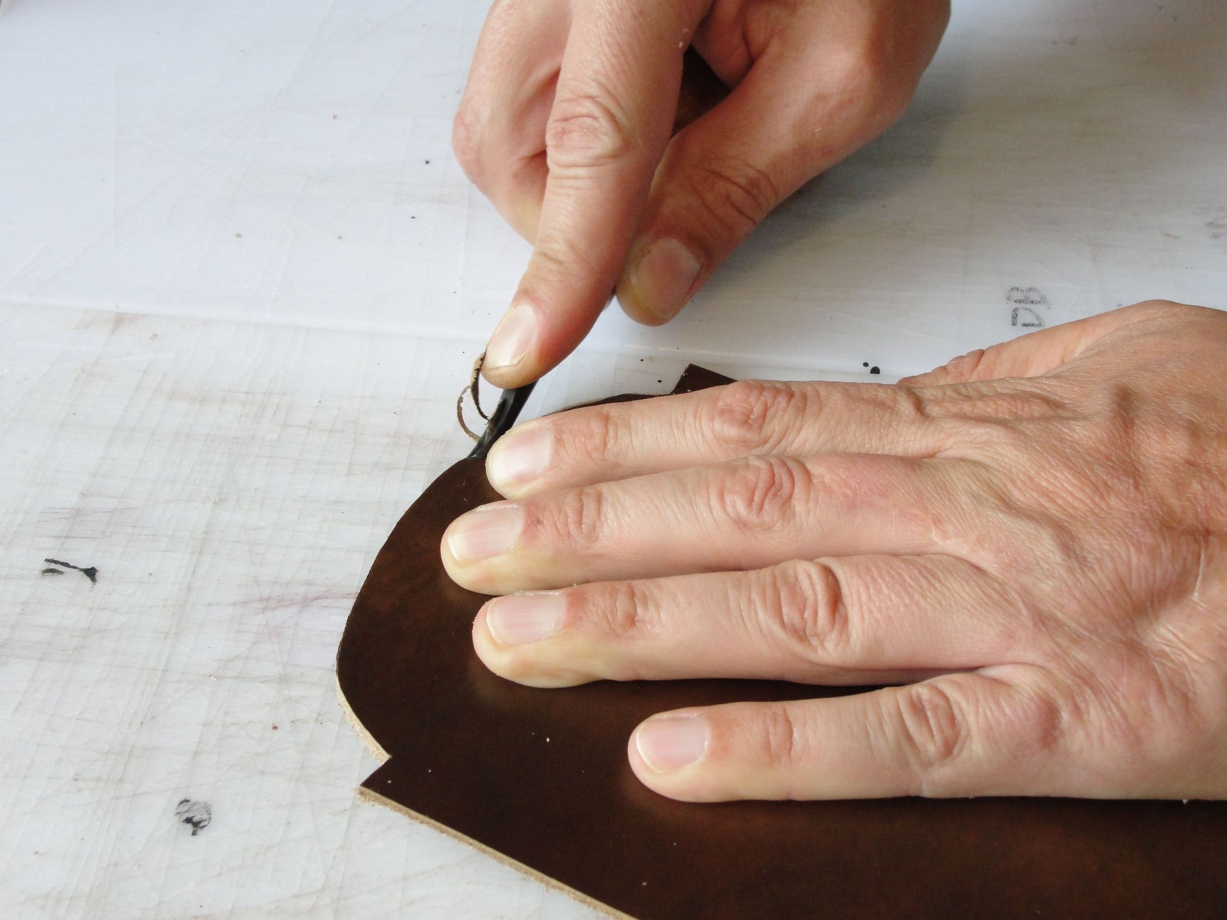 Leather Briefcase (Covert Edition) : 14 Steps (with Pictures ...