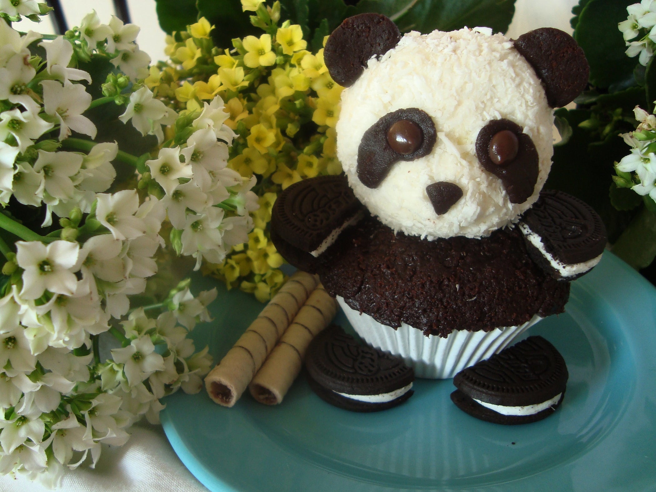 Panda CupCake 9 Steps with Pictures Instructables panda-cupcake-9-steps-with-pictures-instructables